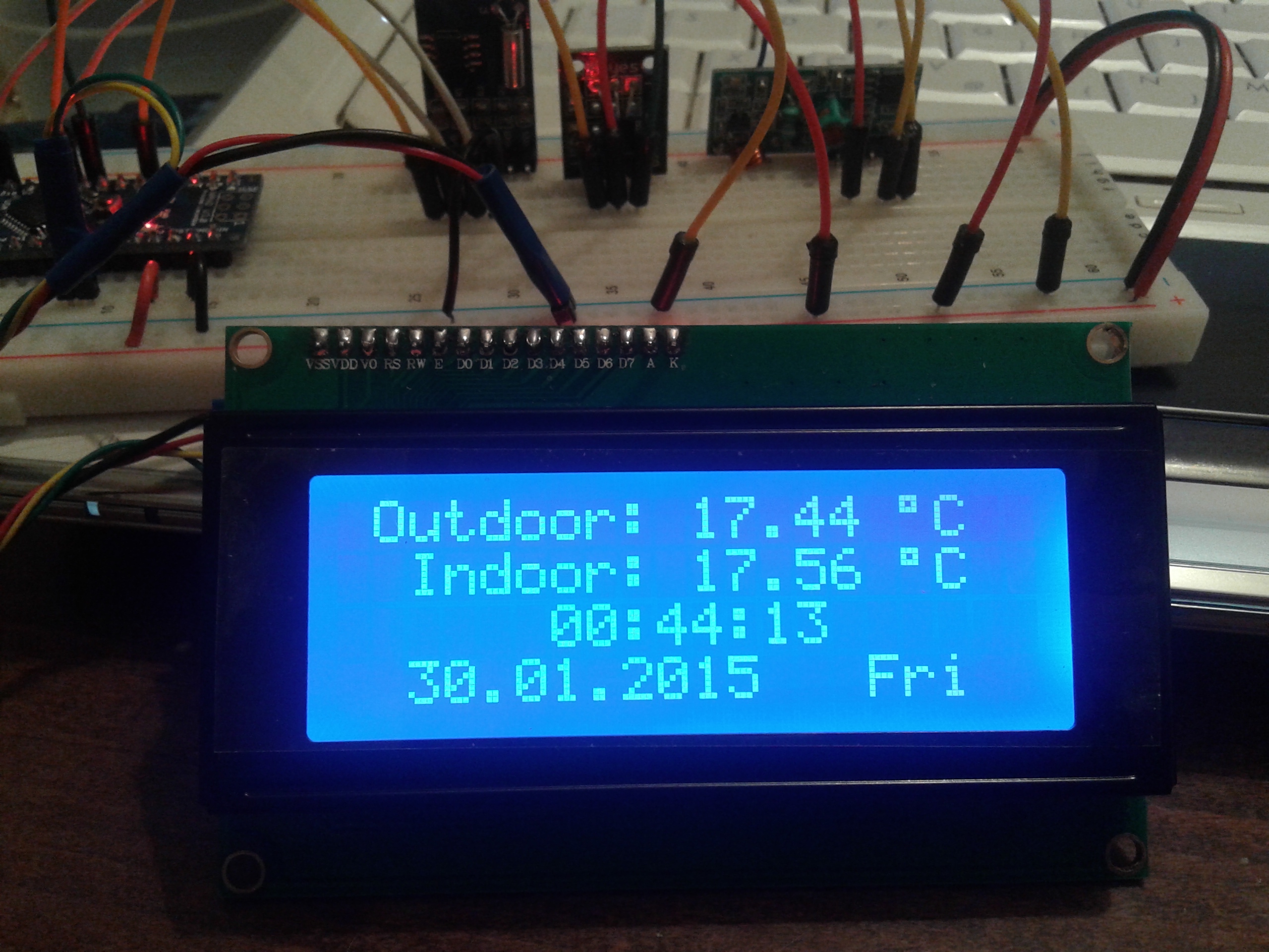 Wireless Indoor & Outdoor Thermometer : 4 Steps - Instructables