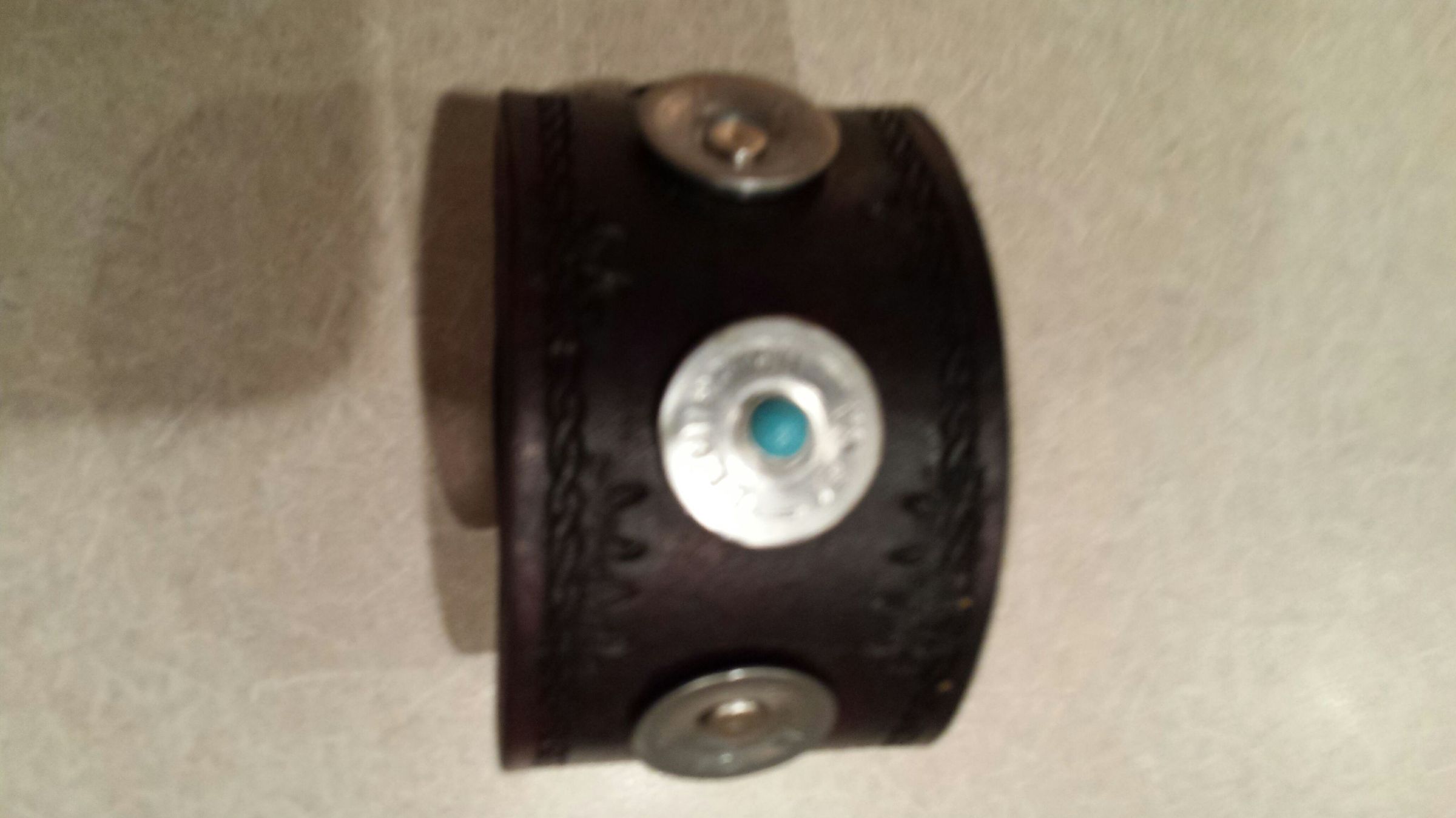 Cutting Shotgun Shells for Crafts. WARNING!!!! ONLY USE USED ALREADY ...