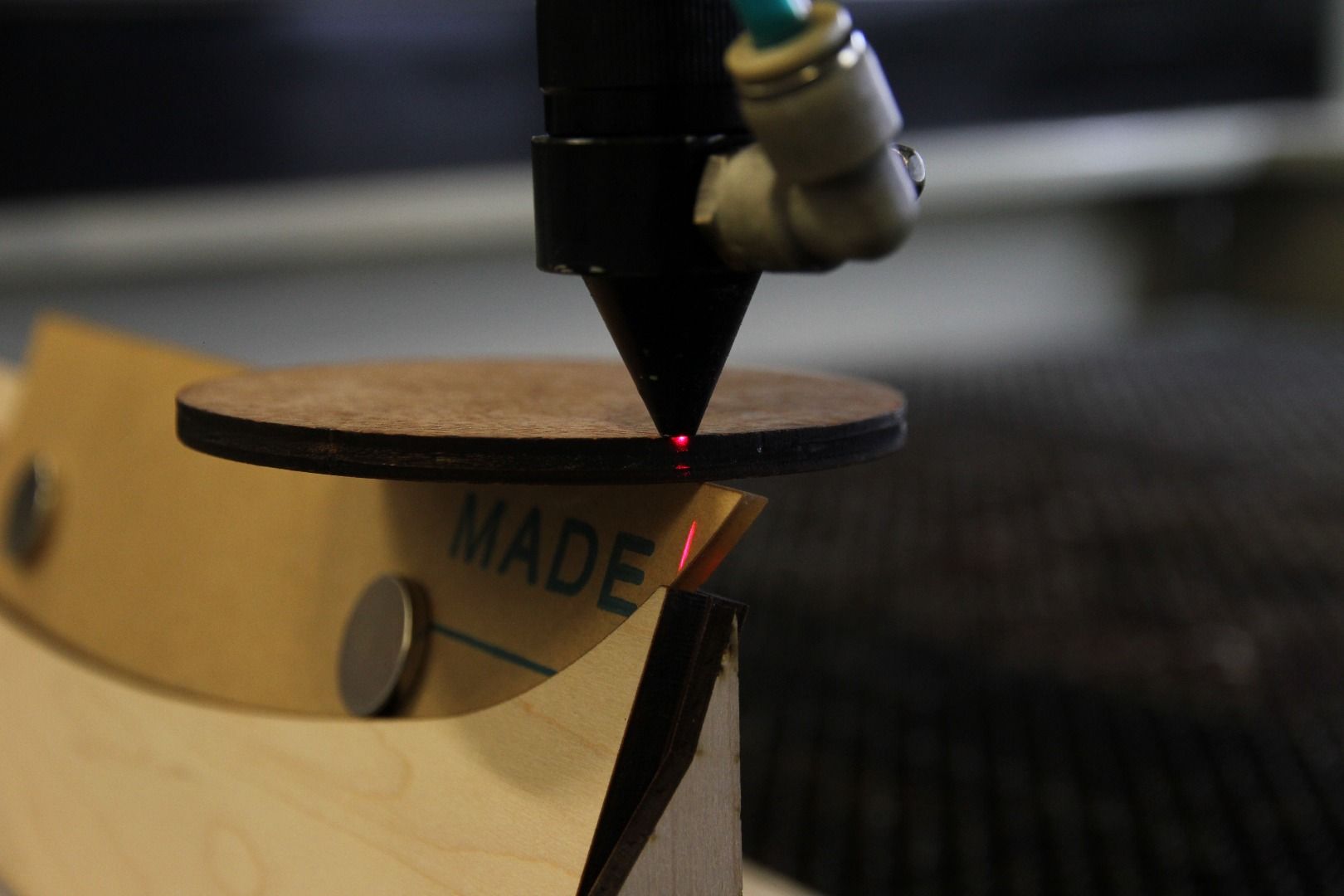 Chamfered Laser Cut Bread Knife : 7 Steps (with Pictures) - Instructables