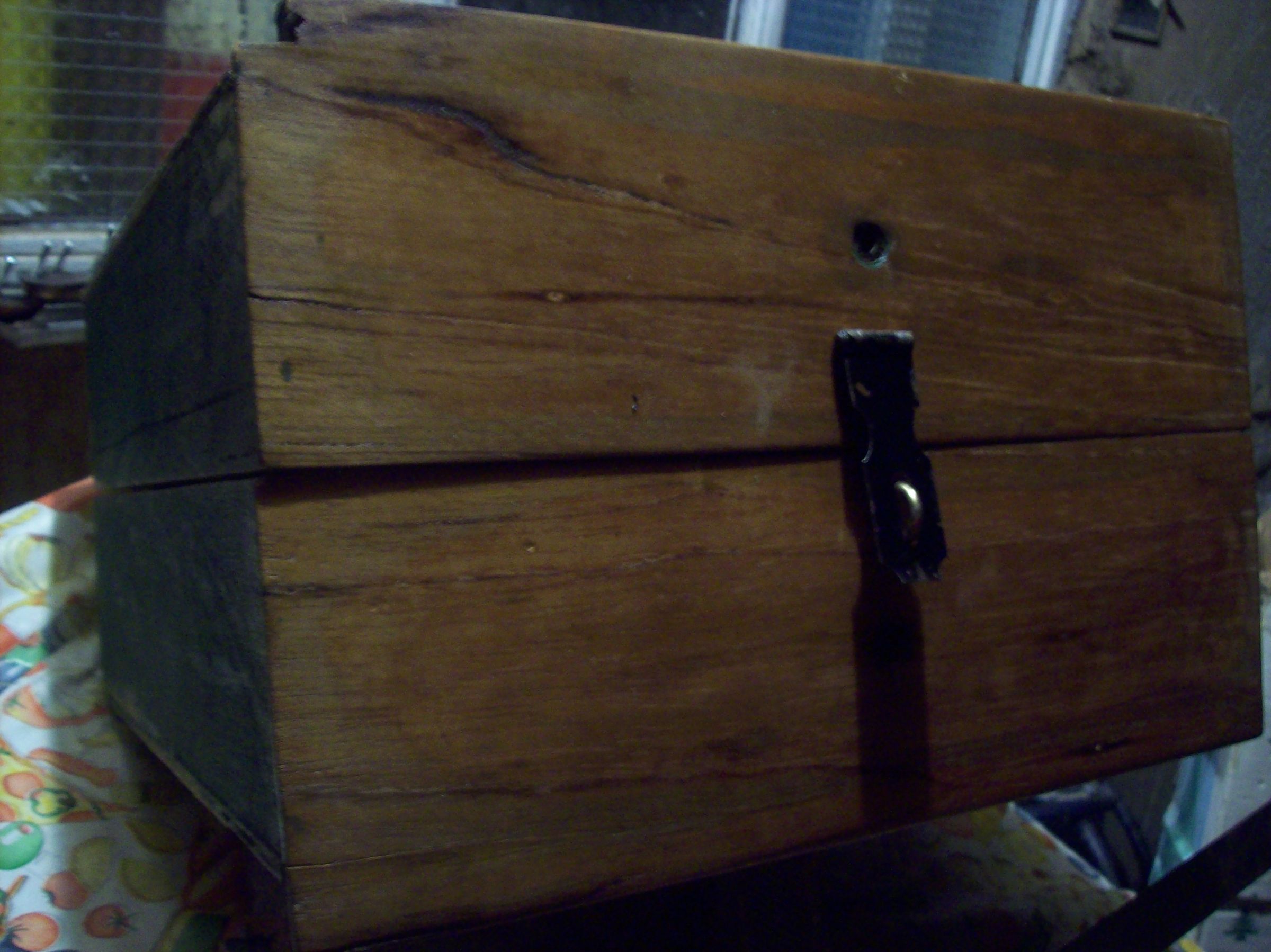 Design Reusing Scrapped Furniture. : 3 Steps - Instructables