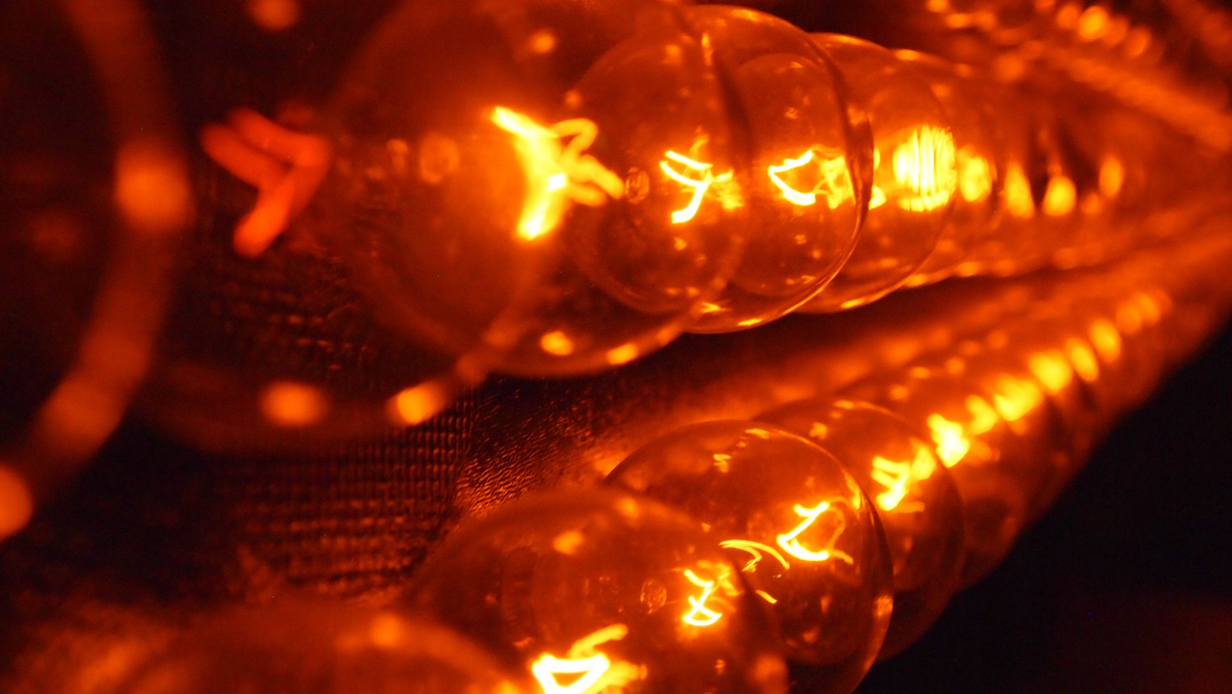 Sound Reactive Light Bulb Displays + Stranger Things... : 8 Steps (with ...