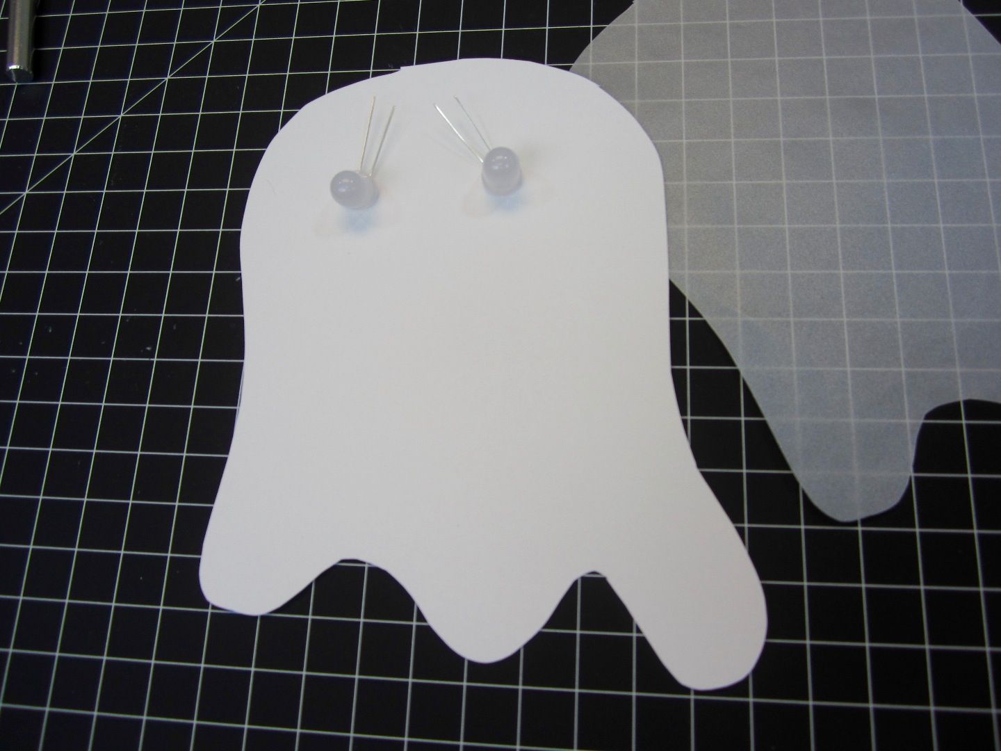 Halloween LED Paper Crafts : 12 Steps (with Pictures) - Instructables