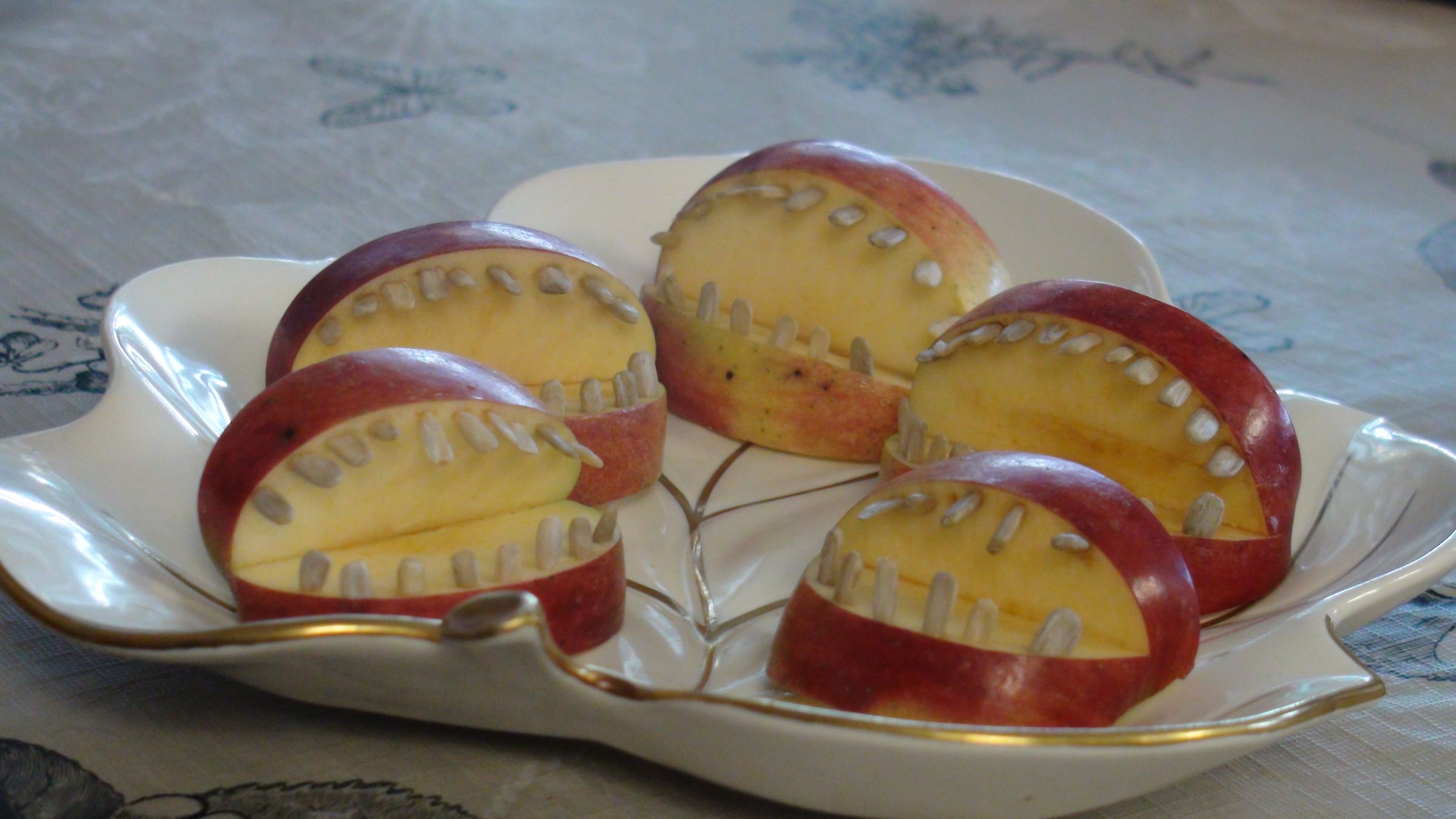 Scary Halloween Apple Mouths : 4 Steps (with Pictures) - Instructables