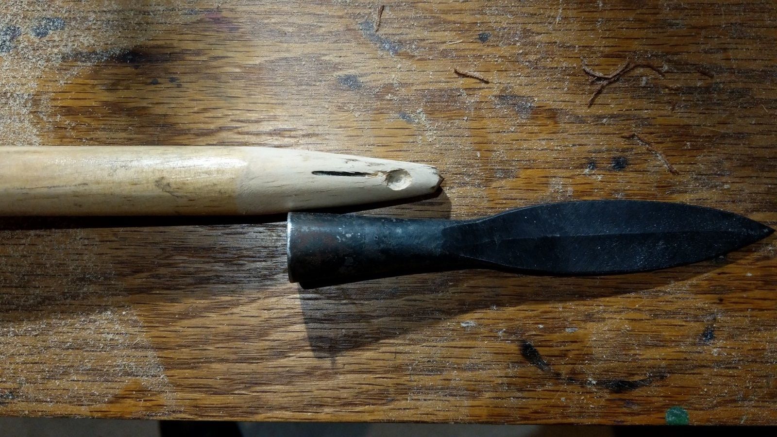 Spear Head Mounting : 4 Steps - Instructables