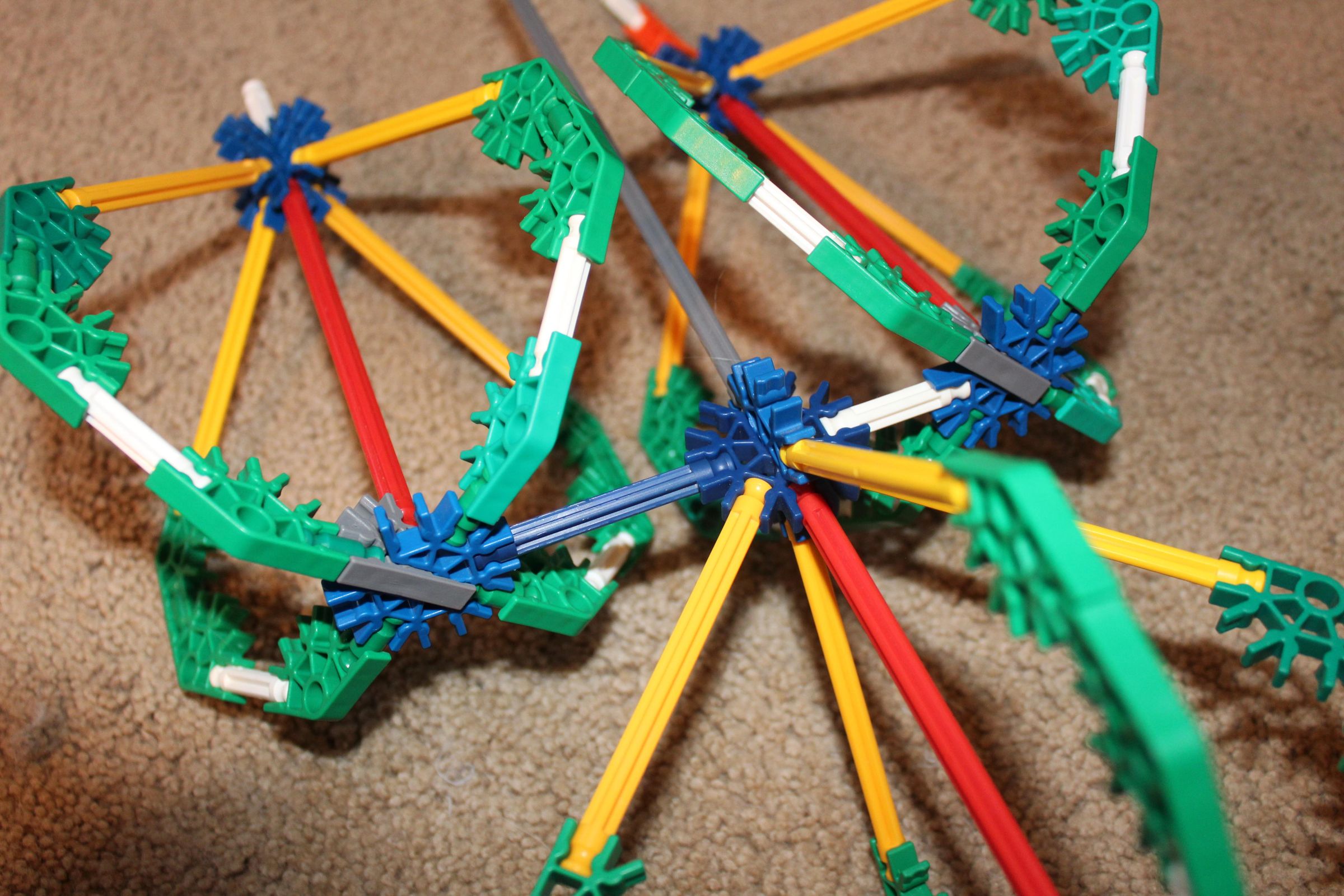 K'nex Flying Lawn Chair : 4 Steps - Instructables