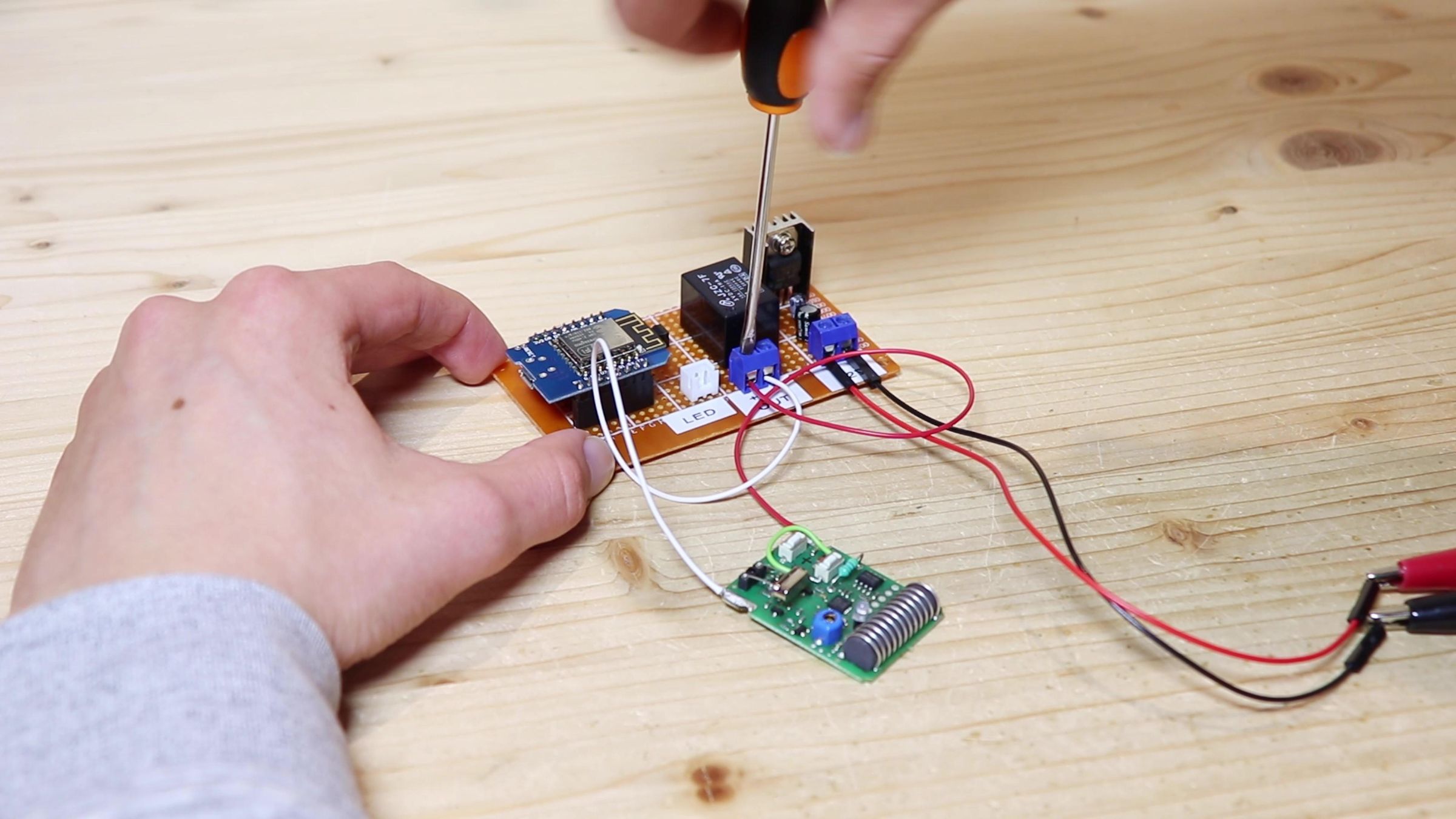 Open the Gate With Your Phone! - DIY Smart Gate (without Modifying the ...