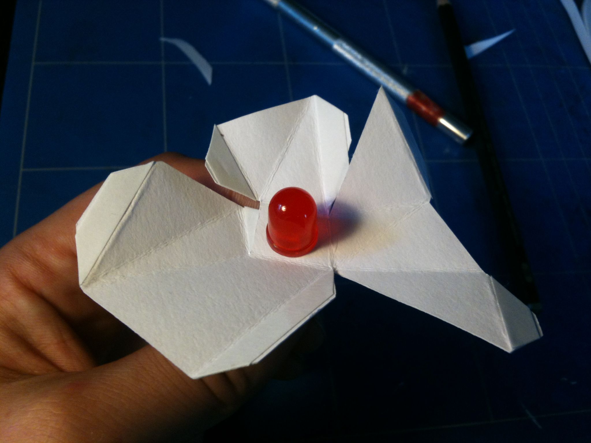 Papercraft Skull With Glowing Eyes : 15 Steps (with Pictures ...