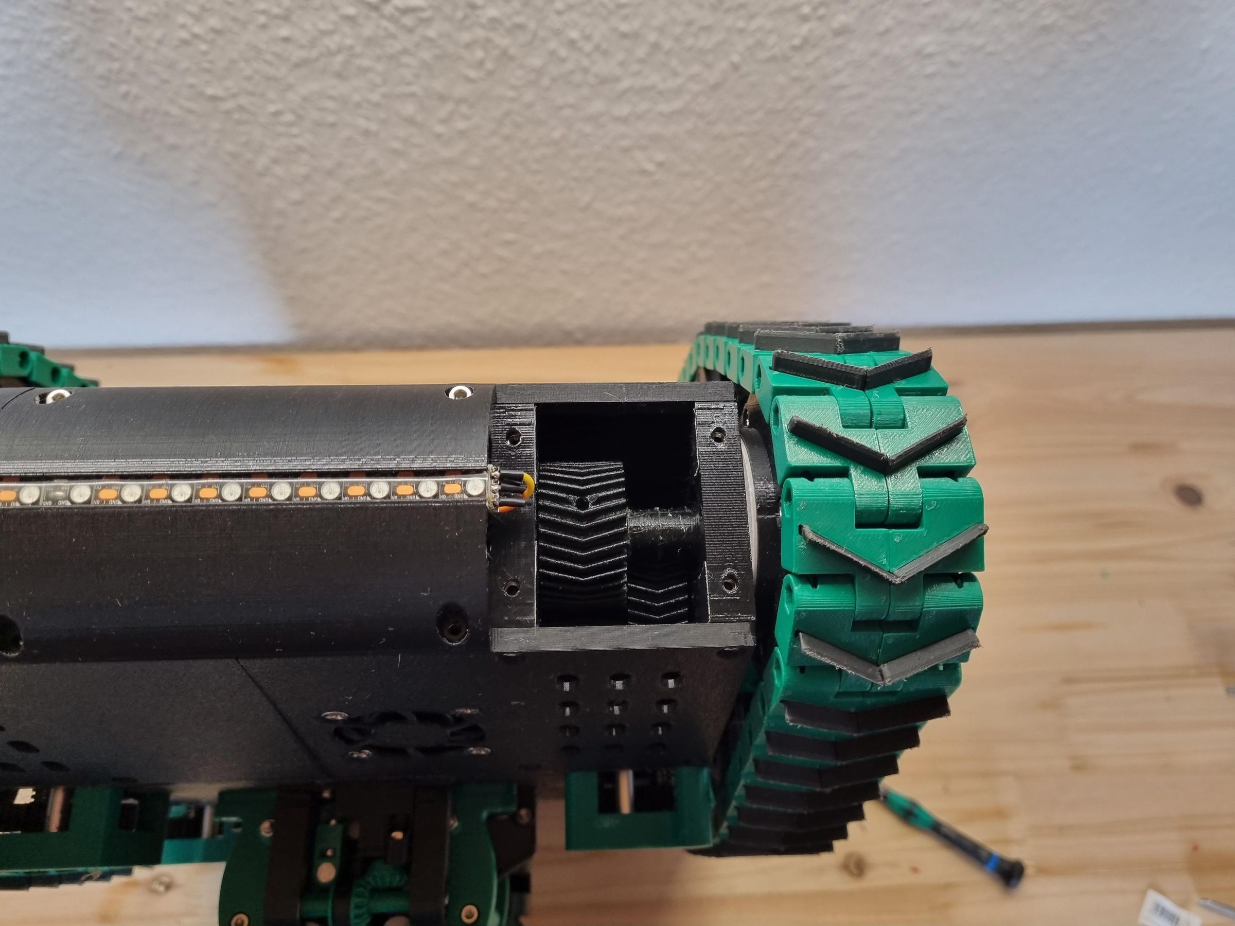 3D Printed DIY Remote Controlled Tank With Operational Gun : 10 Steps ...