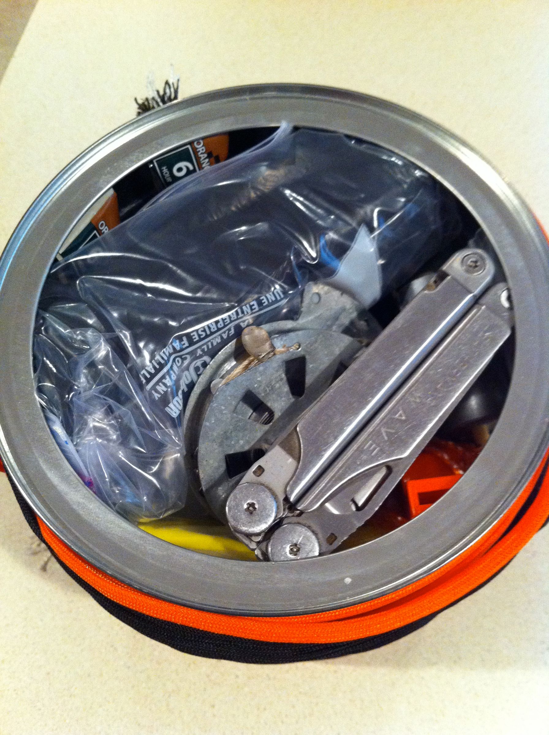 My Survival Pack (M.S.P) : 12 Steps (with Pictures) - Instructables