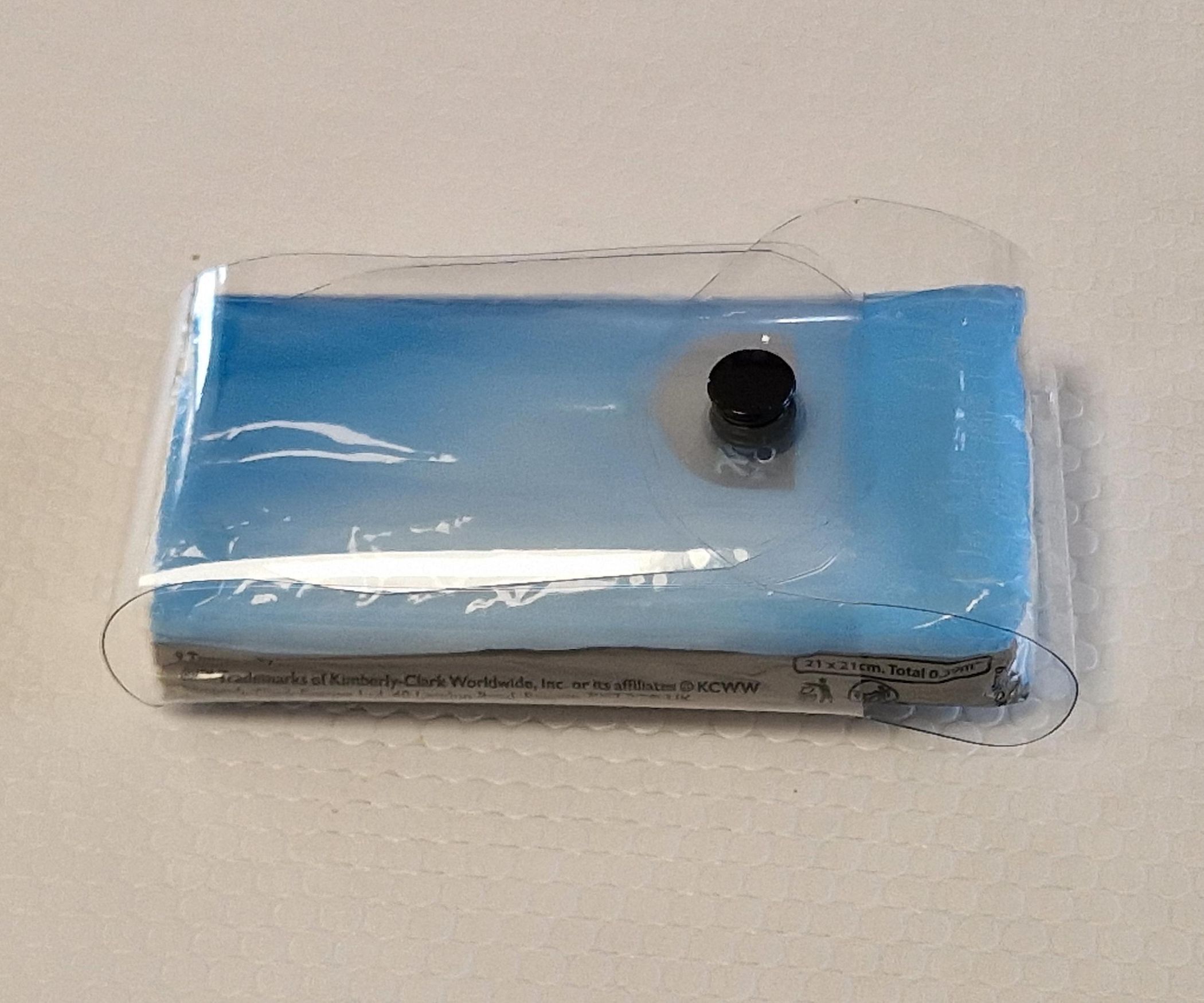 Plastic Wallet for Tissues : 3 Steps - Instructables