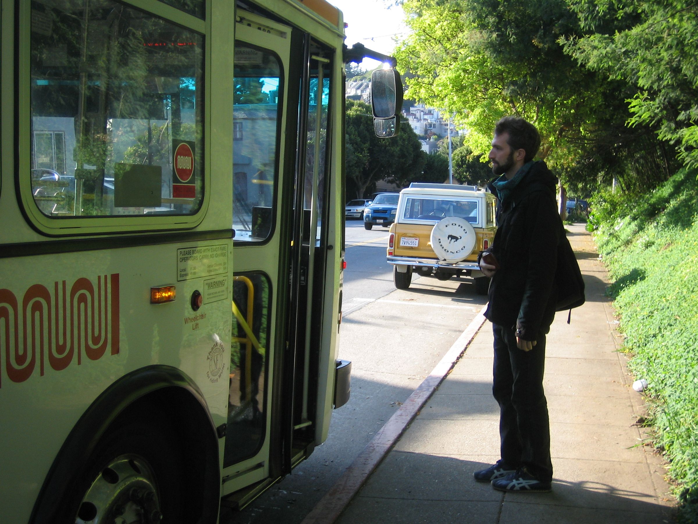 How to Ride the MUNI Bus (San Francisco) : 6 Steps - Instructables