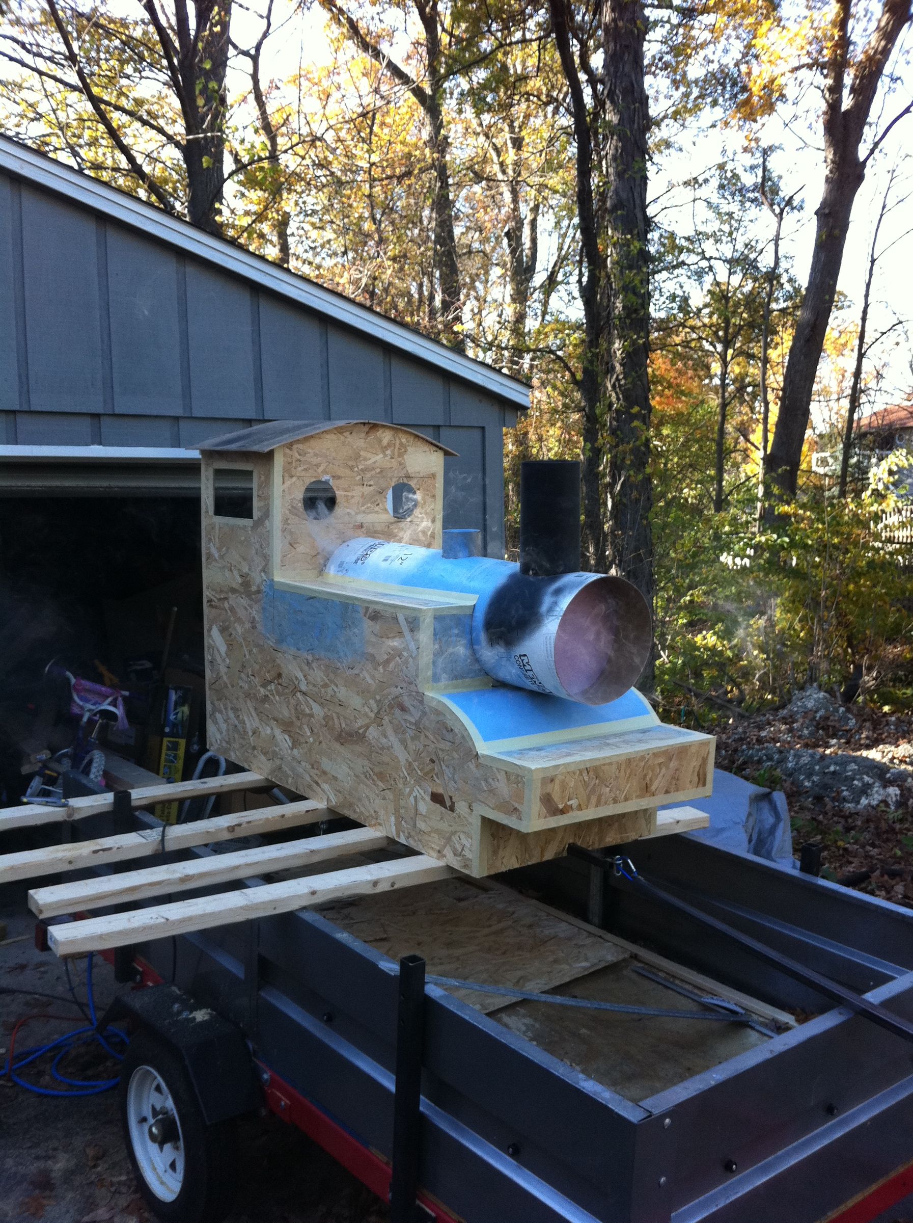 Thomas the Tank Engine Halloween : 4 Steps - Instructables