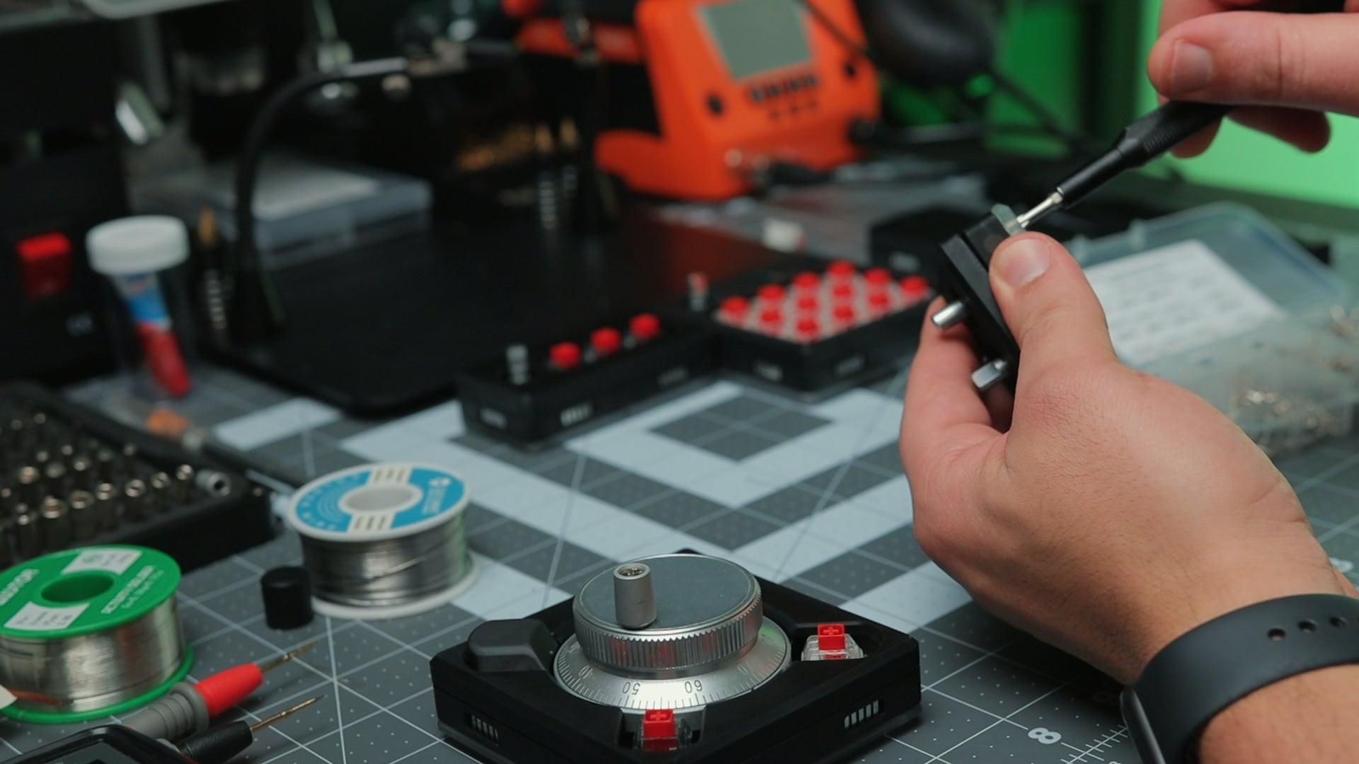 Modular Macro Keyboard System — Ocreeb MK2 : 12 Steps (with Pictures ...