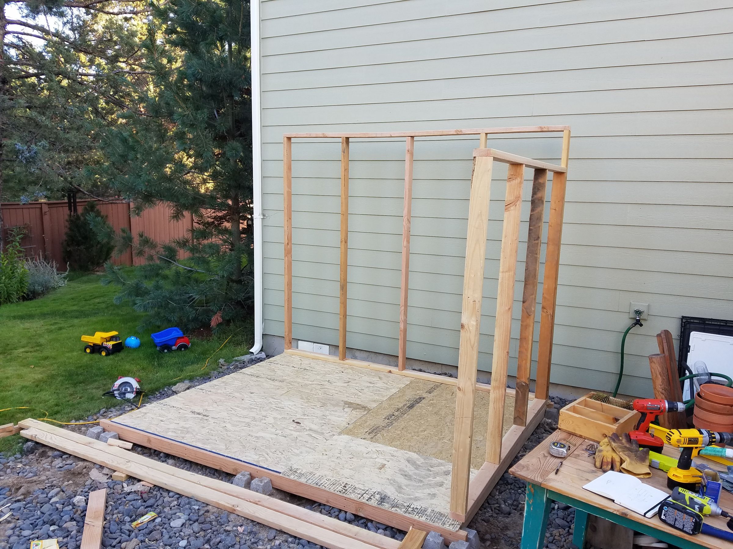 Reclaimed Nearly Free Tool Shed : 9 Steps (with Pictures) - Instructables