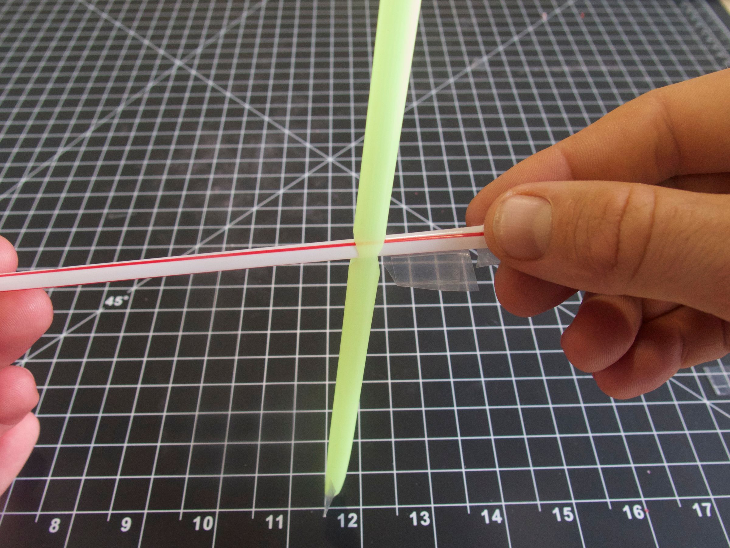 Straw Propellor : 8 Steps (with Pictures) - Instructables