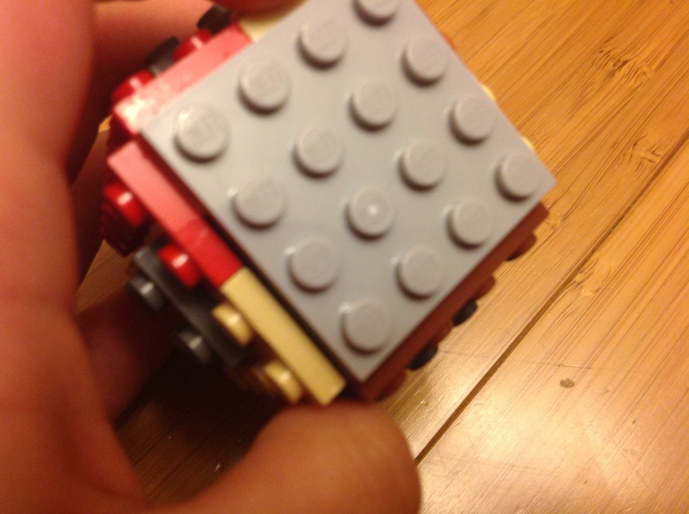 Lego Terraria Retinazer : 6 Steps - Instructables