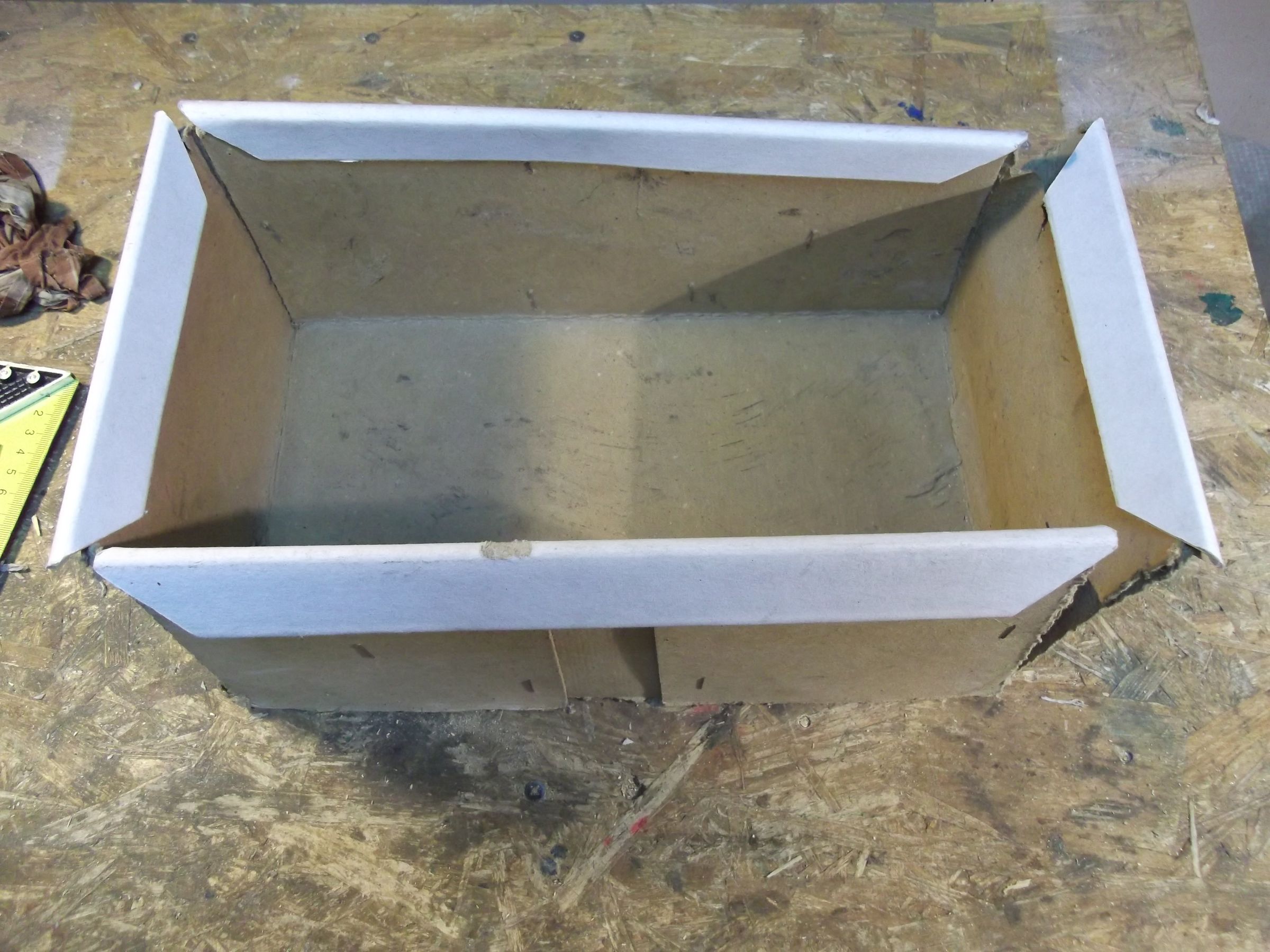 Fixing/Making/Reinforcing Boxes With Packaging Waste : 14 Steps (with ...