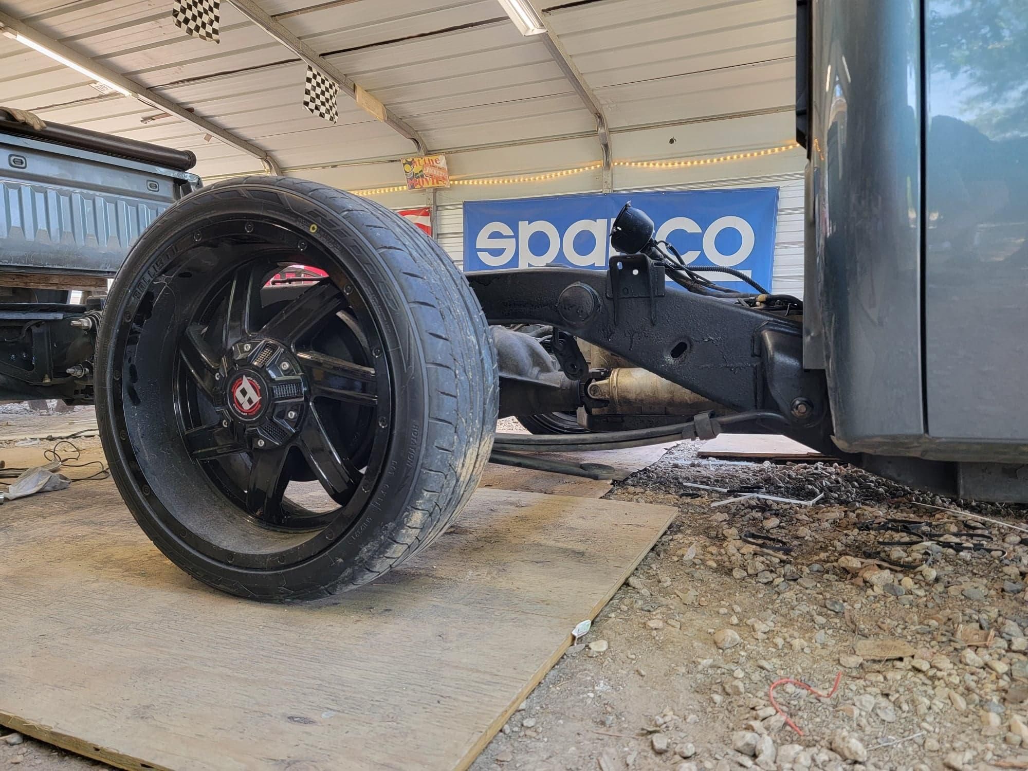 Lowering a Chevrolet Truck : 10 Steps - Instructables