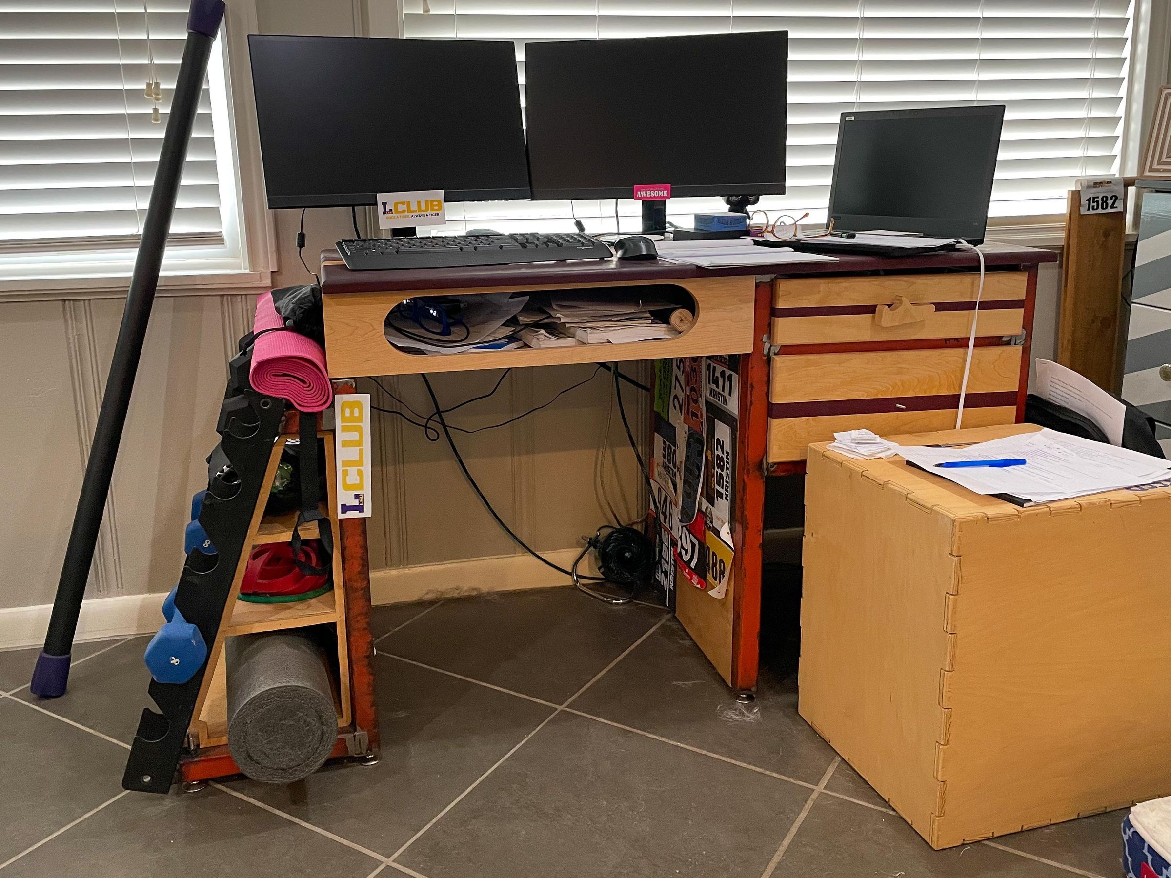 Gym Desk : 6 Steps (with Pictures) - Instructables