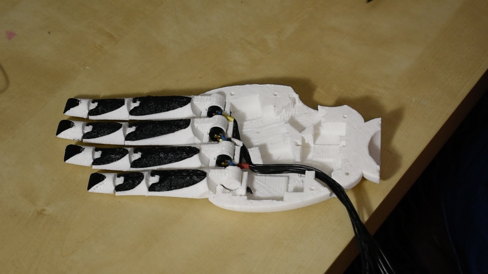 Robotic Arm 3D Printed (DIY Initial Prosthetic Prototype) : 12 Steps ...