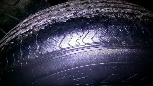 Restoring Tired Tires and Rims for Any Car Owner : 11 Steps - Instructables