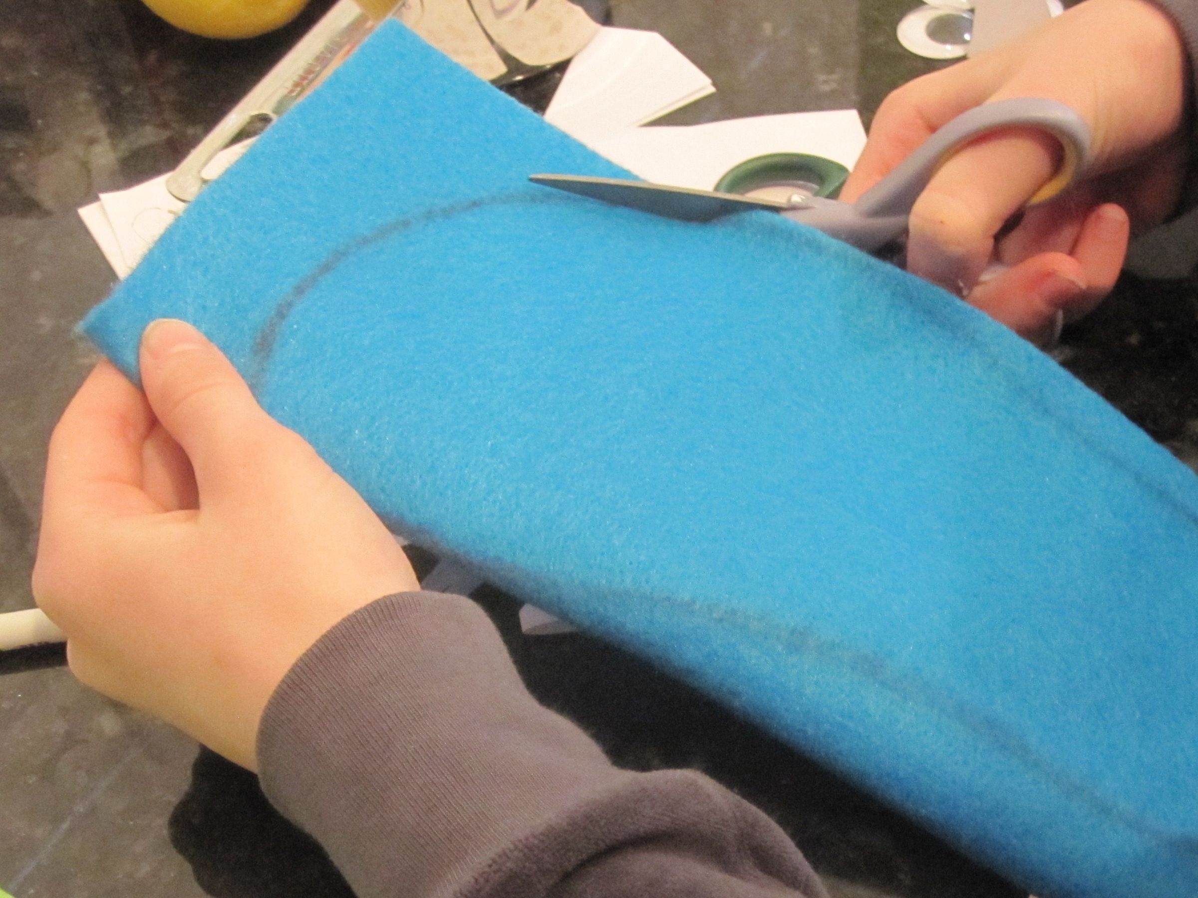 Handy-Dandy Cardboard Flip Flops - Instructables