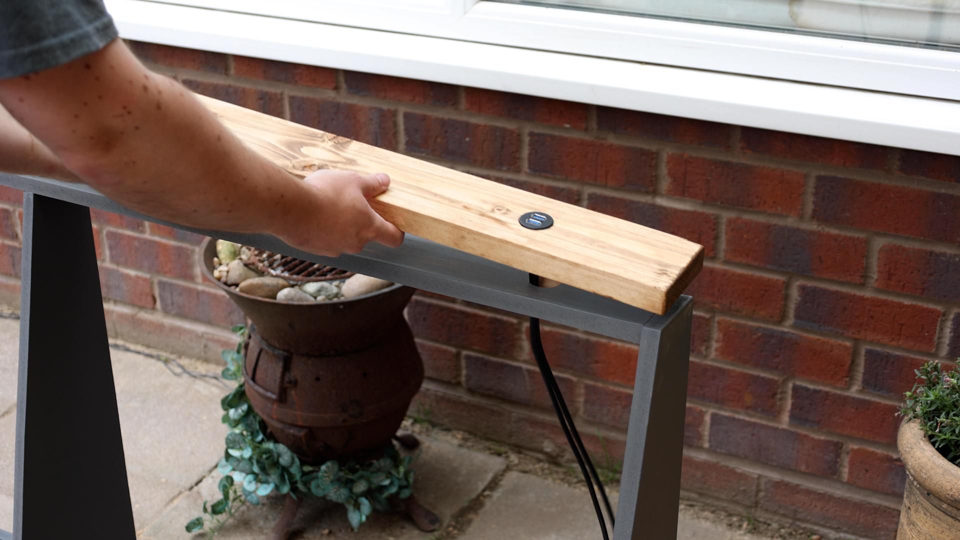 Hidden Sofa Storage : 7 Steps (with Pictures) - Instructables