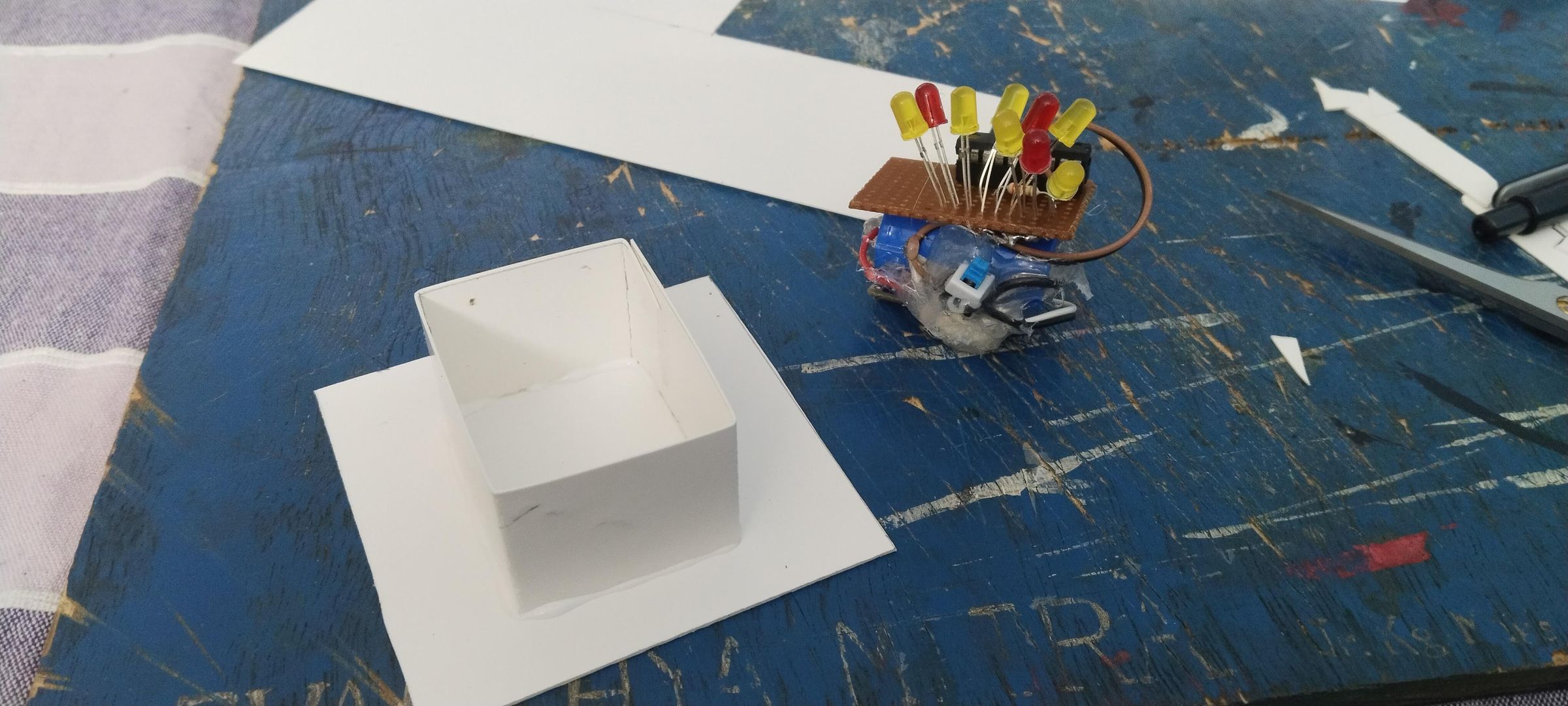 Paper Lantern With ATTINY 2313 Flicker Light : 5 Steps - Instructables