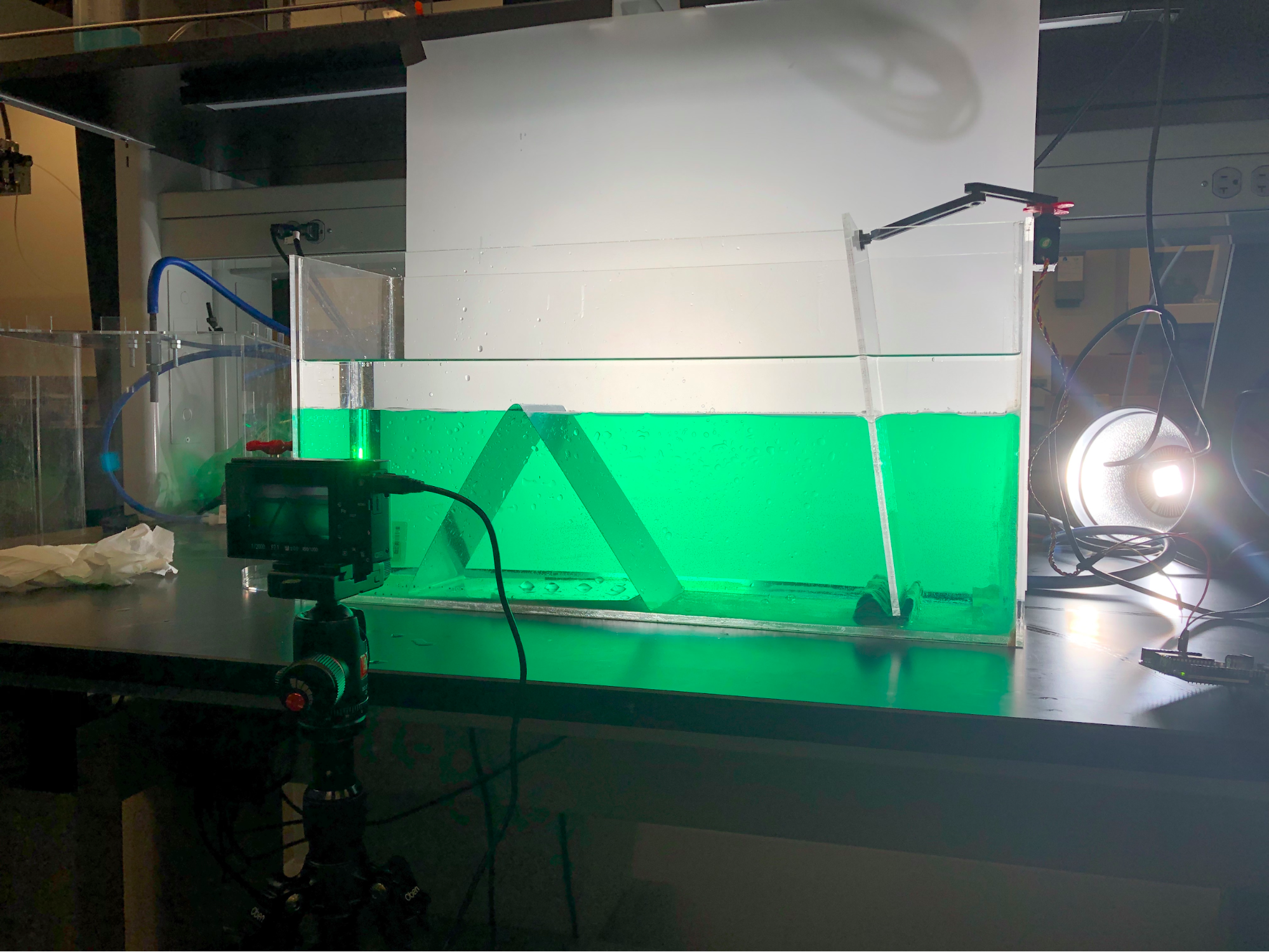 Internal Wave Generator Demo : 10 Steps (with Pictures) - Instructables