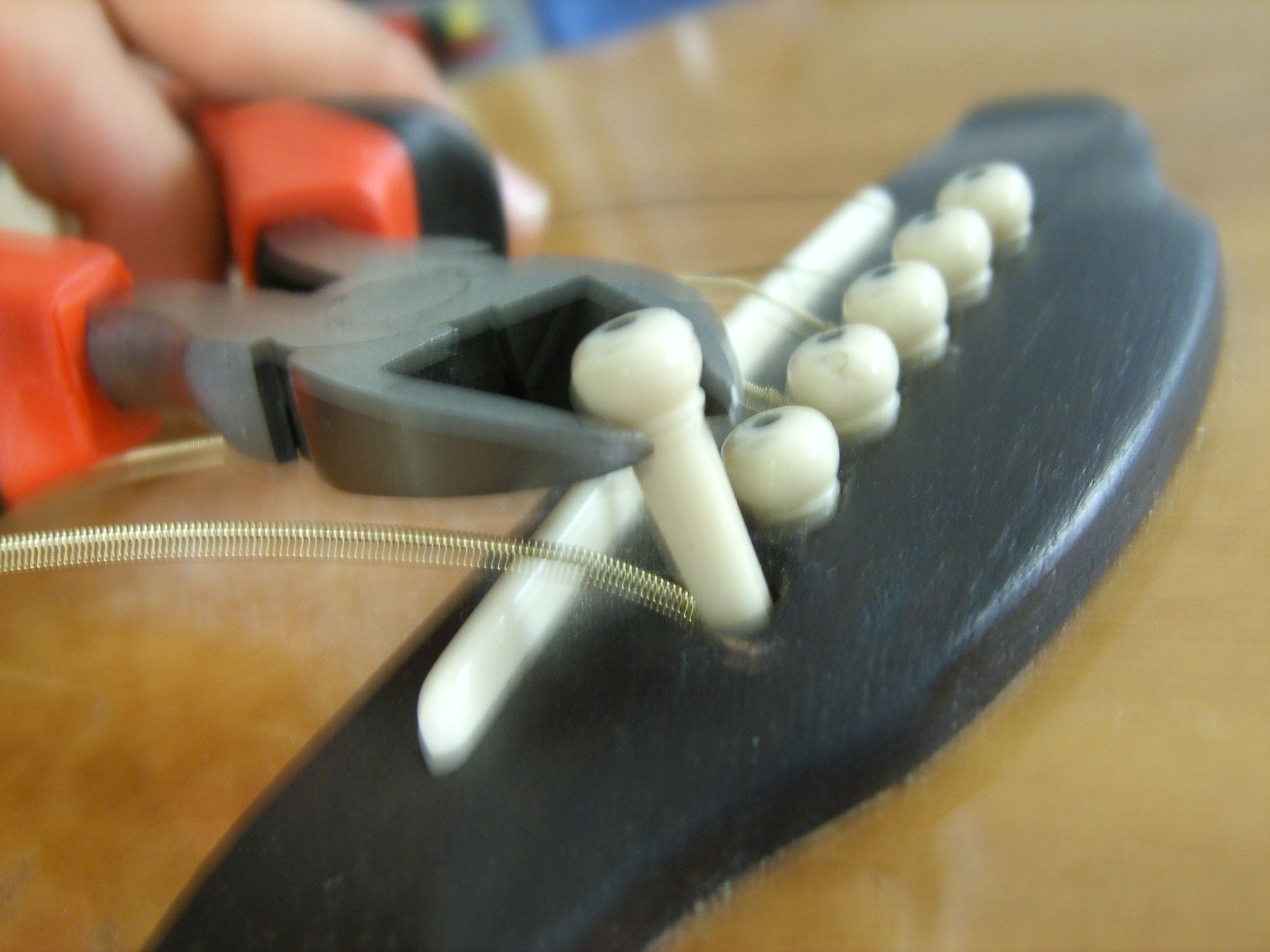 How to String a Guitar : 8 Steps (with Pictures) - Instructables