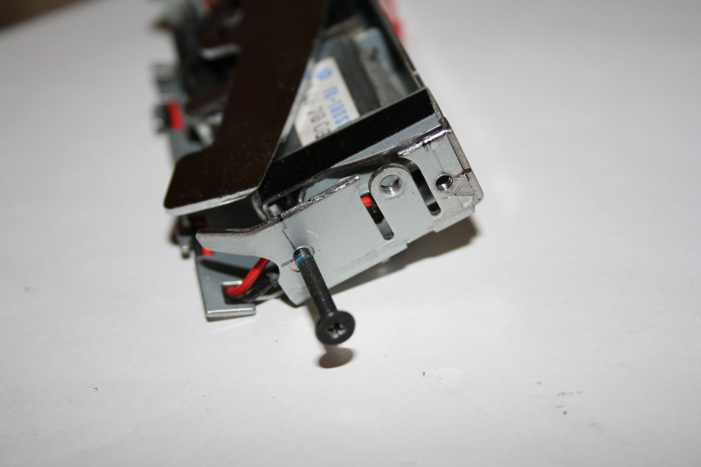Table-Top Scissors | the Cutting Edge of Technology! : 17 Steps (with ...