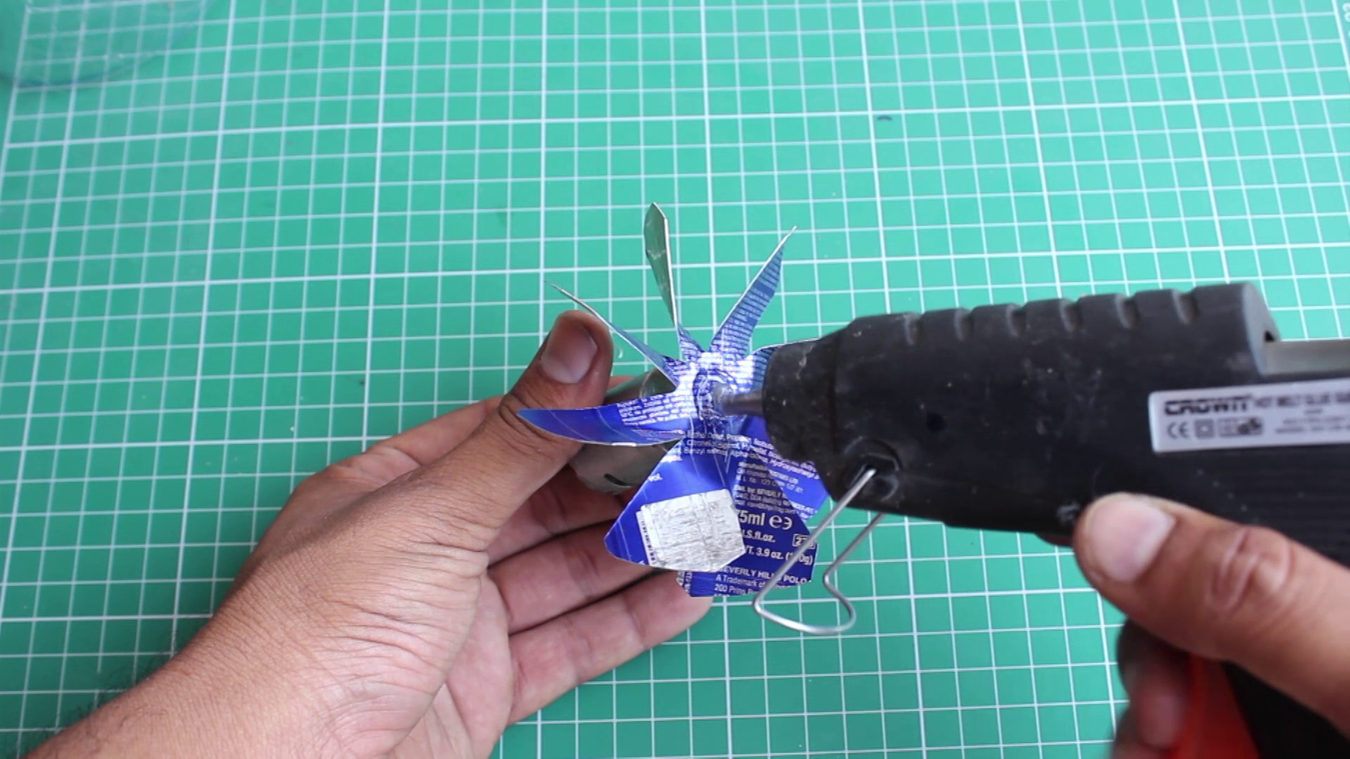 How to Make Vacuum Cleaner Using Plastic Bottle at Home : 7 Steps ...