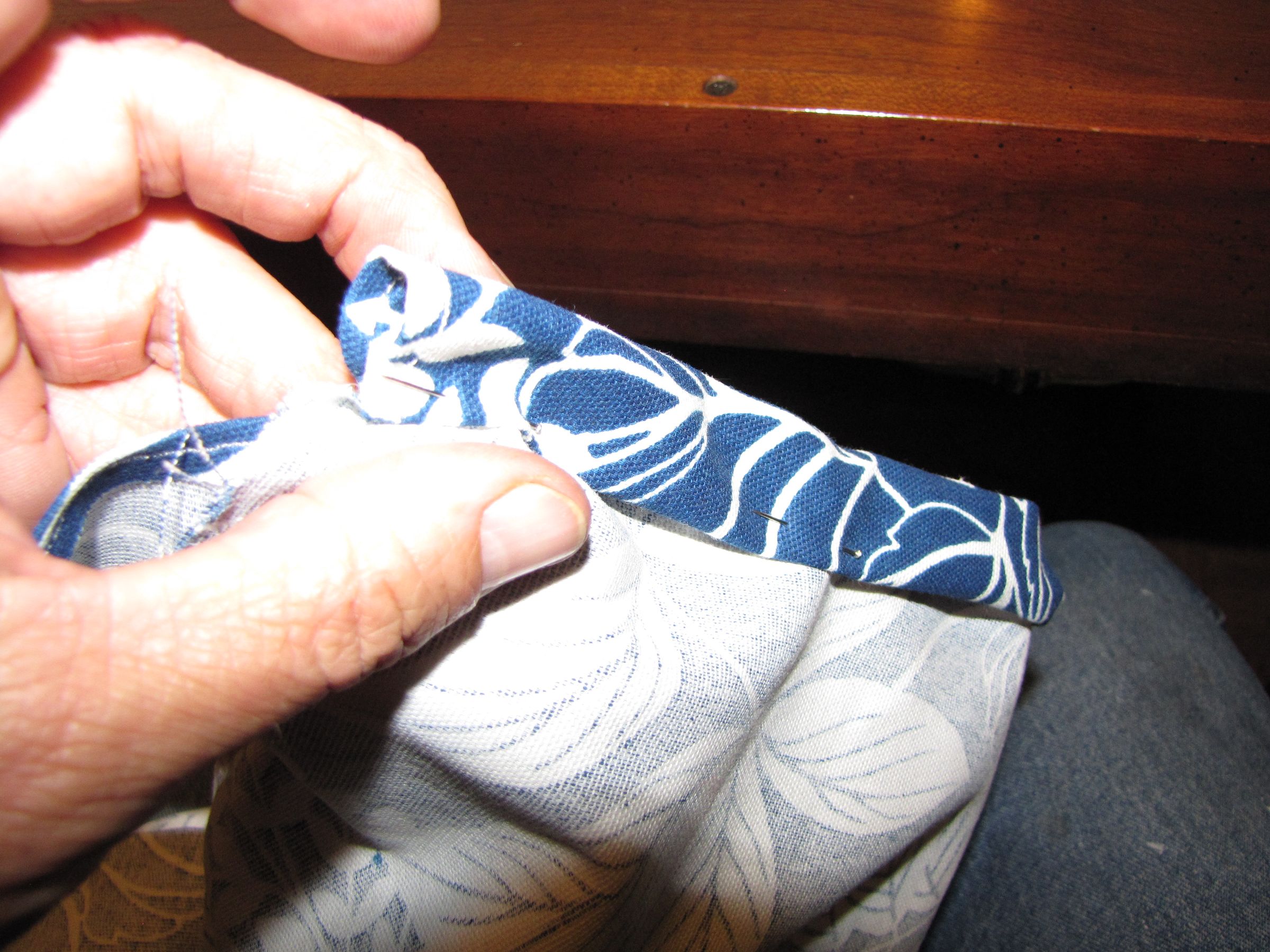 Cloth Carry Bag for Folding Table : 8 Steps (with Pictures) - Instructables