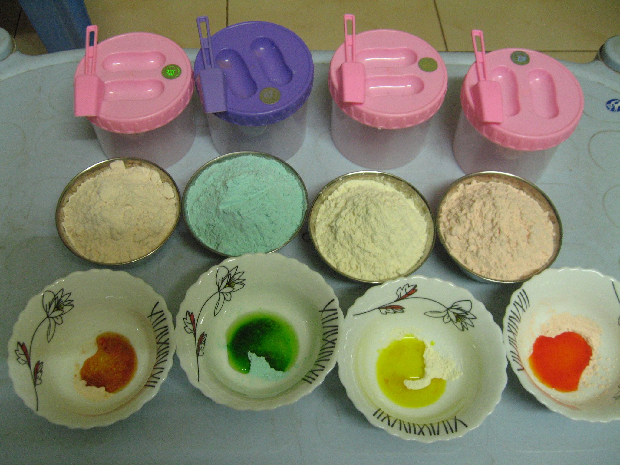 How to Make Your Own Icing Sugar : 4 Steps (with Pictures) - Instructables