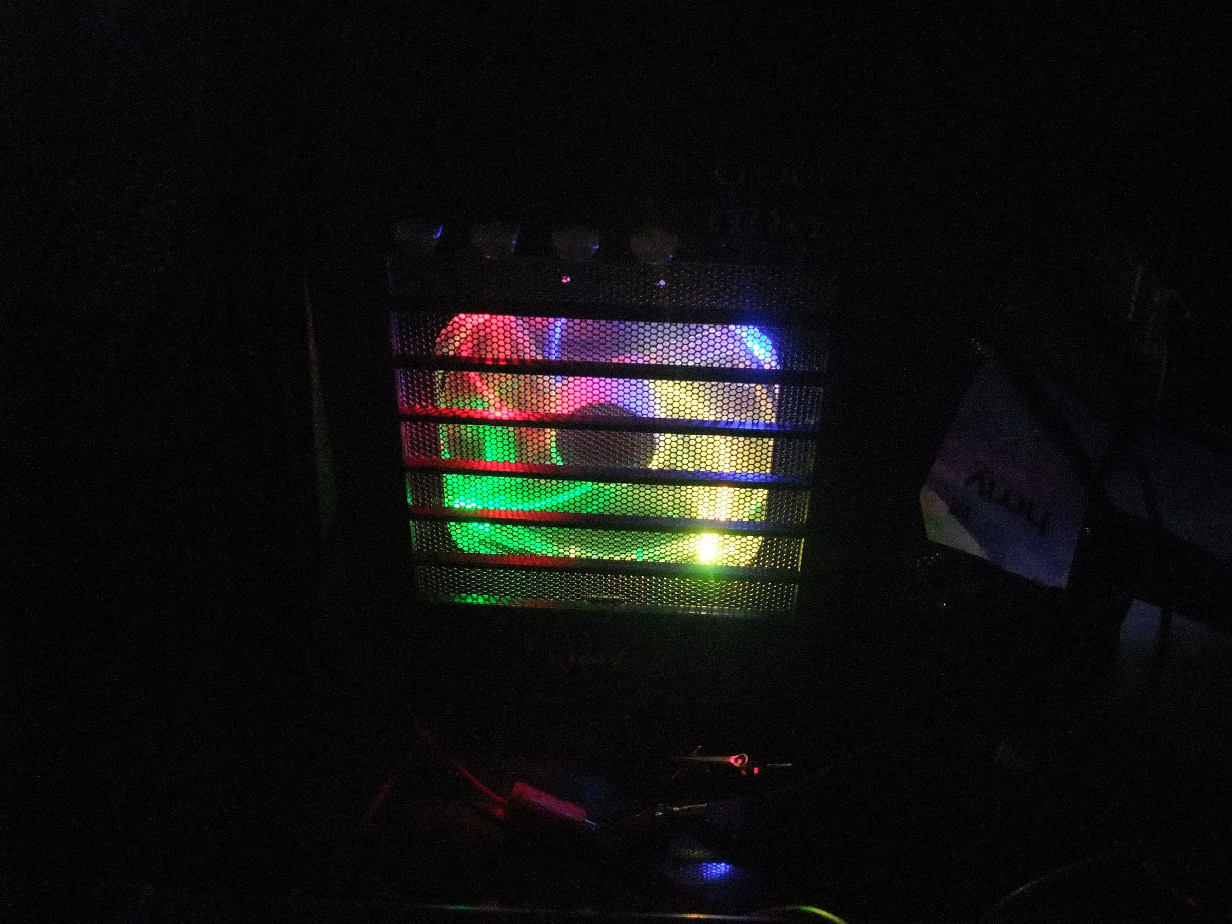 FanBus Digital Fan and LED Interface for PC : 7 Steps - Instructables