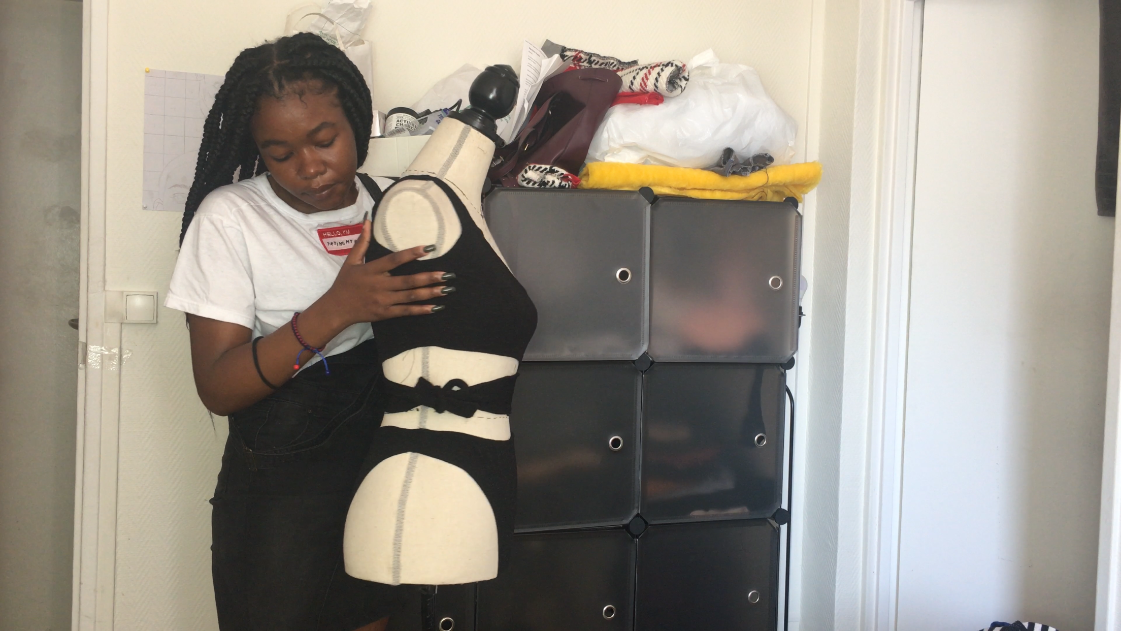 DIY BIKINI/ SWIMSUIT | TRUDY LIMP : 4 Steps - Instructables