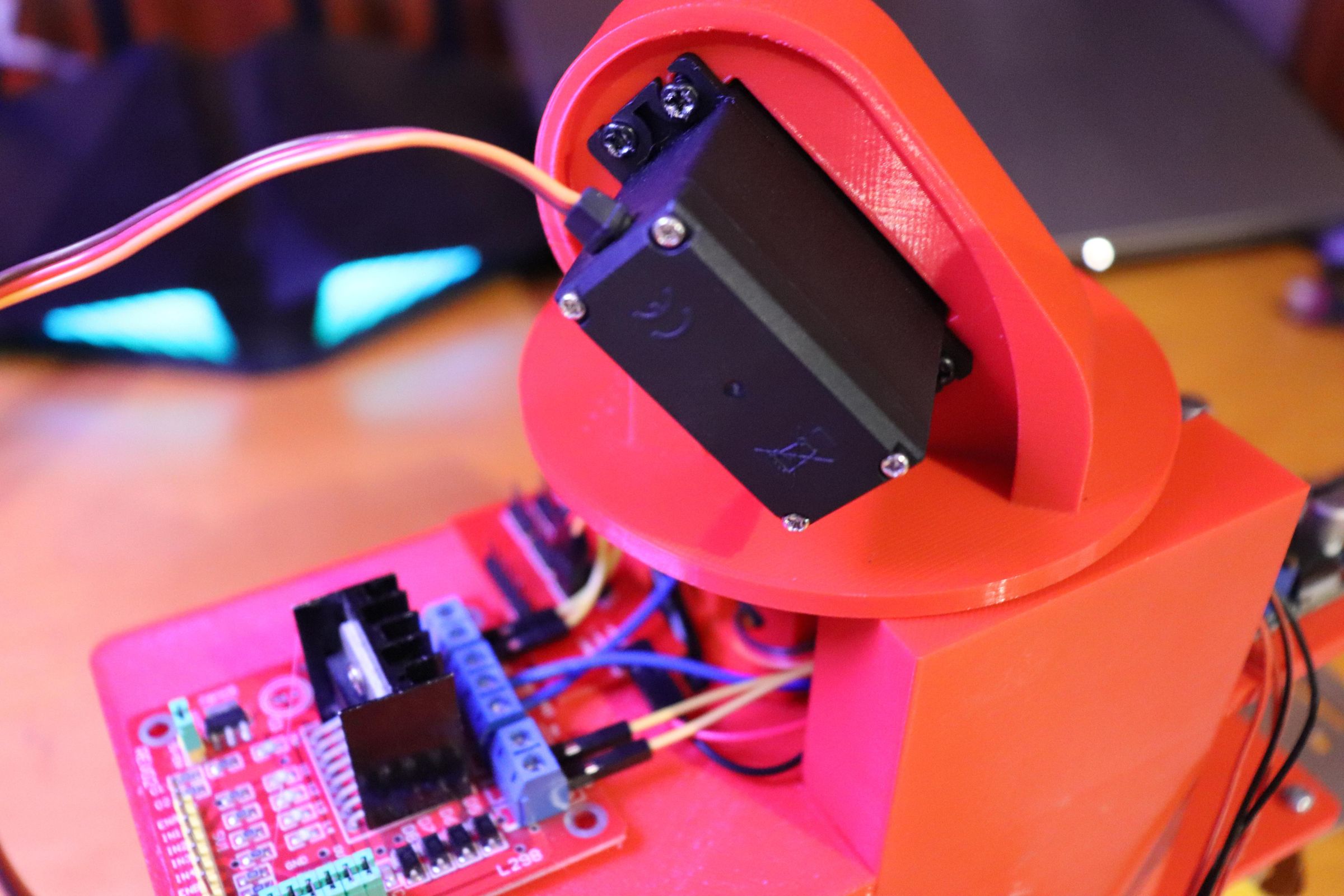Bluetooth Controlled Claw Robot : 20 Steps (with Pictures) - Instructables