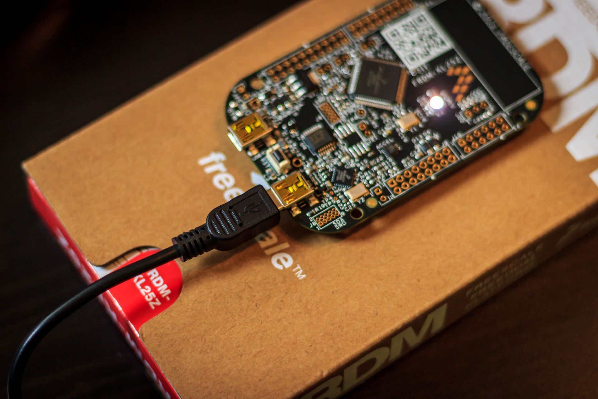 How to Get Started With the Freescale Freedom KL25Z : 7 Steps ...