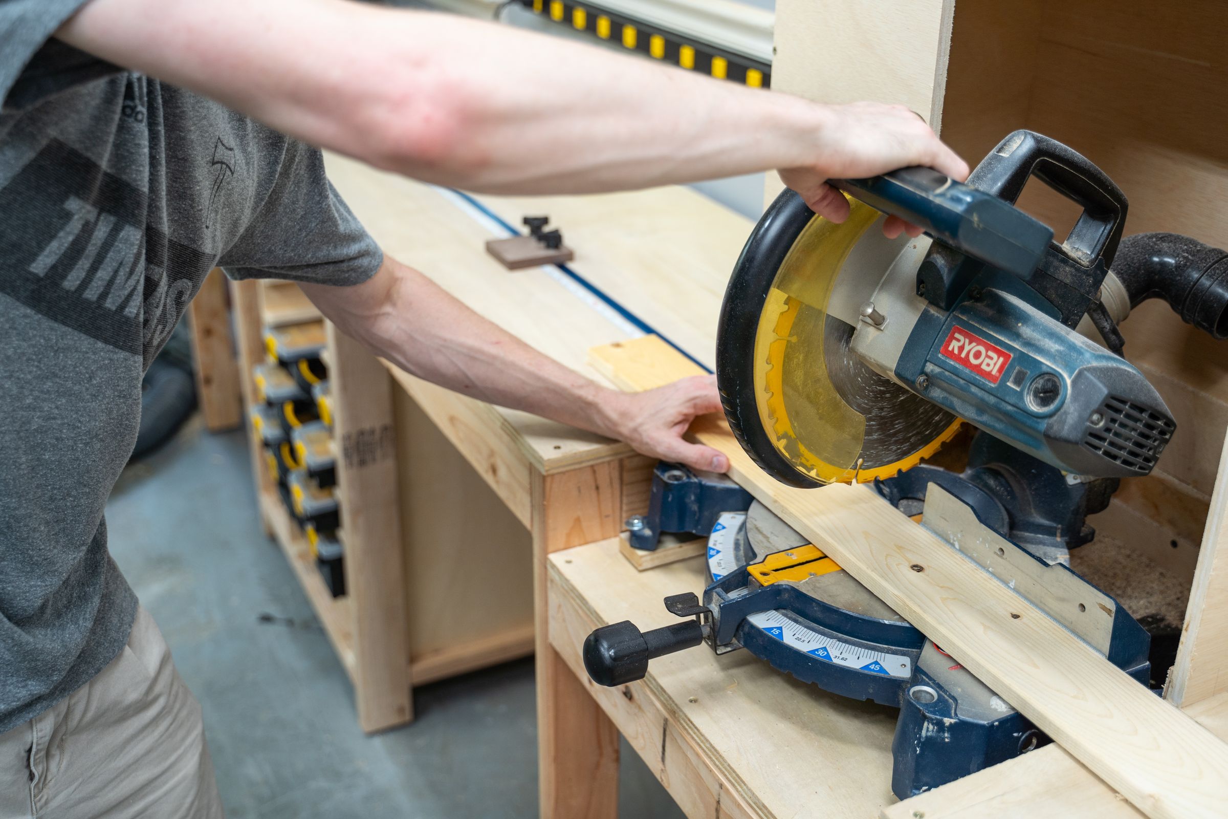 Miter Station + Storage Out of 2x4's : 17 Steps (with Pictures ...