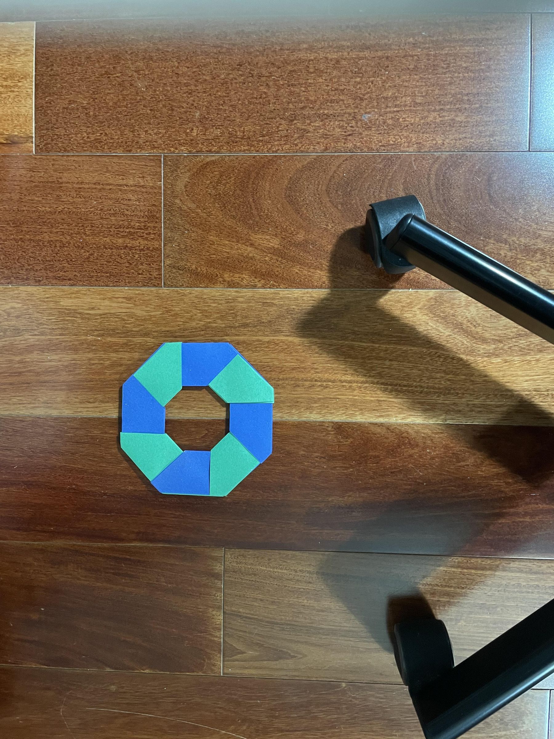 How to Make a Paper Frisbee That Turns Into a Star : 10 Steps ...