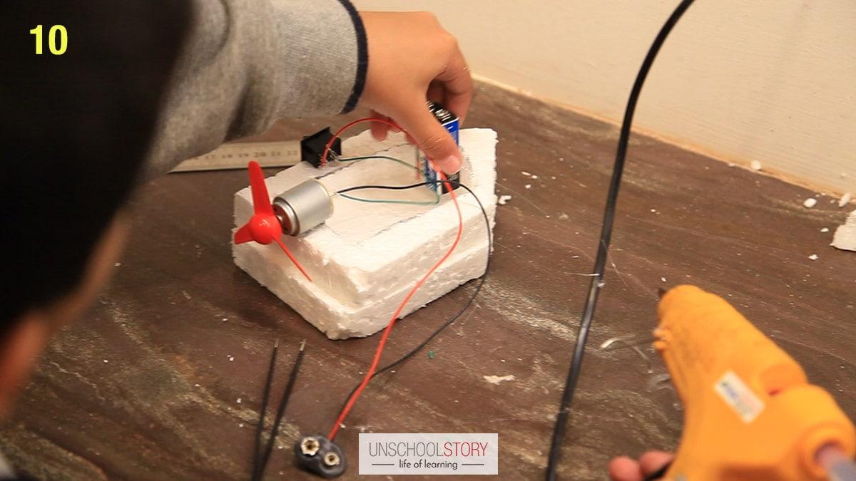 Making a Simple DIY Motor Boat : 4 Steps (with Pictures) - Instructables