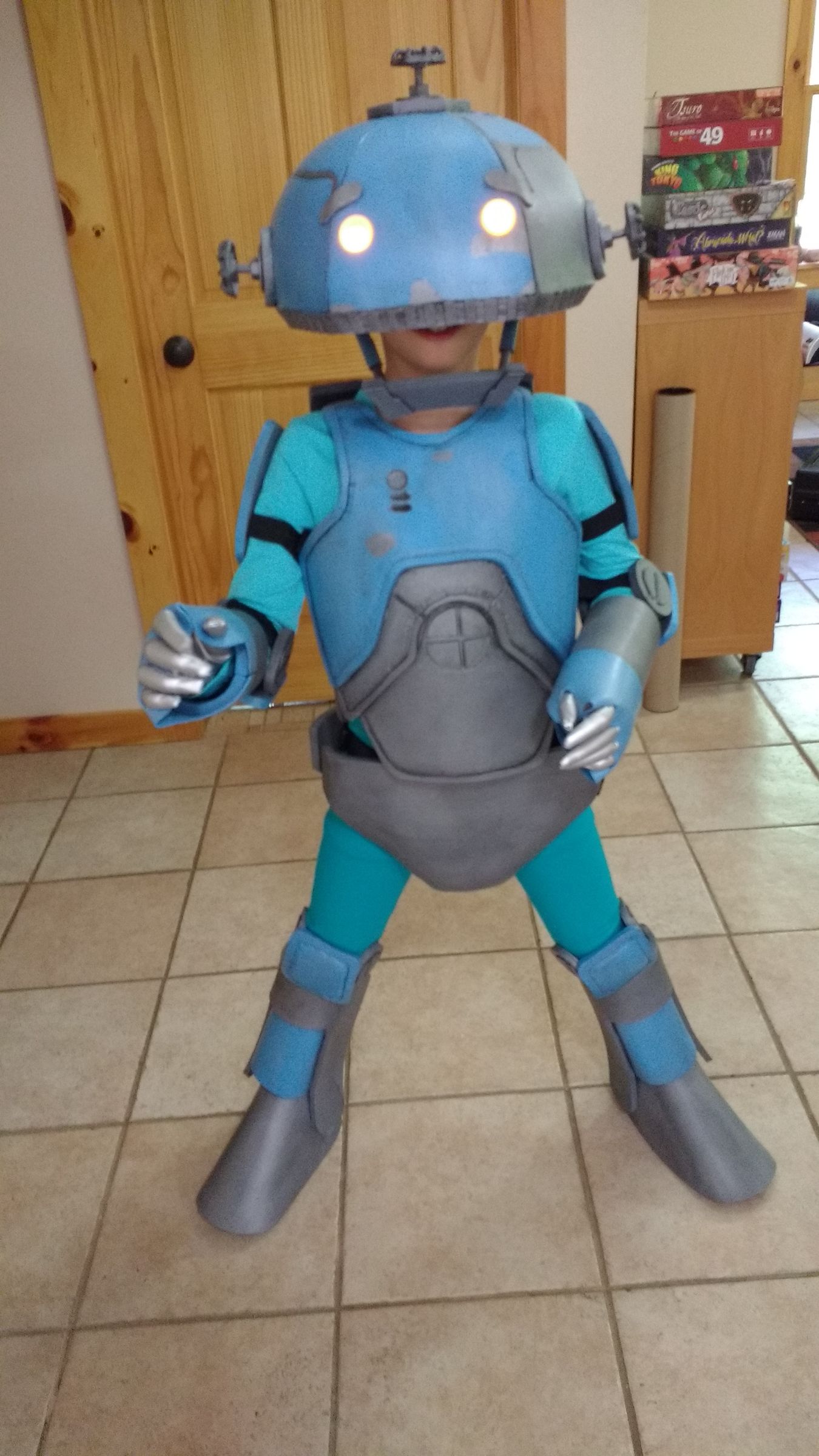 Foam Robot Costume, Beep Bebop of Robit Riddle : 4 Steps (with Pictures ...