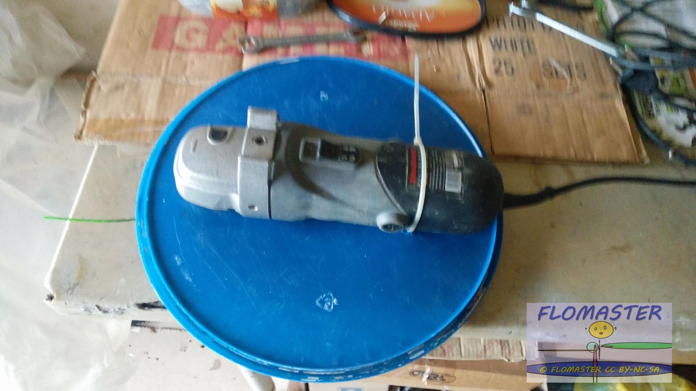DIY Powerful Lawn Trimmer From an Angle Grinder : 11 Steps (with ...