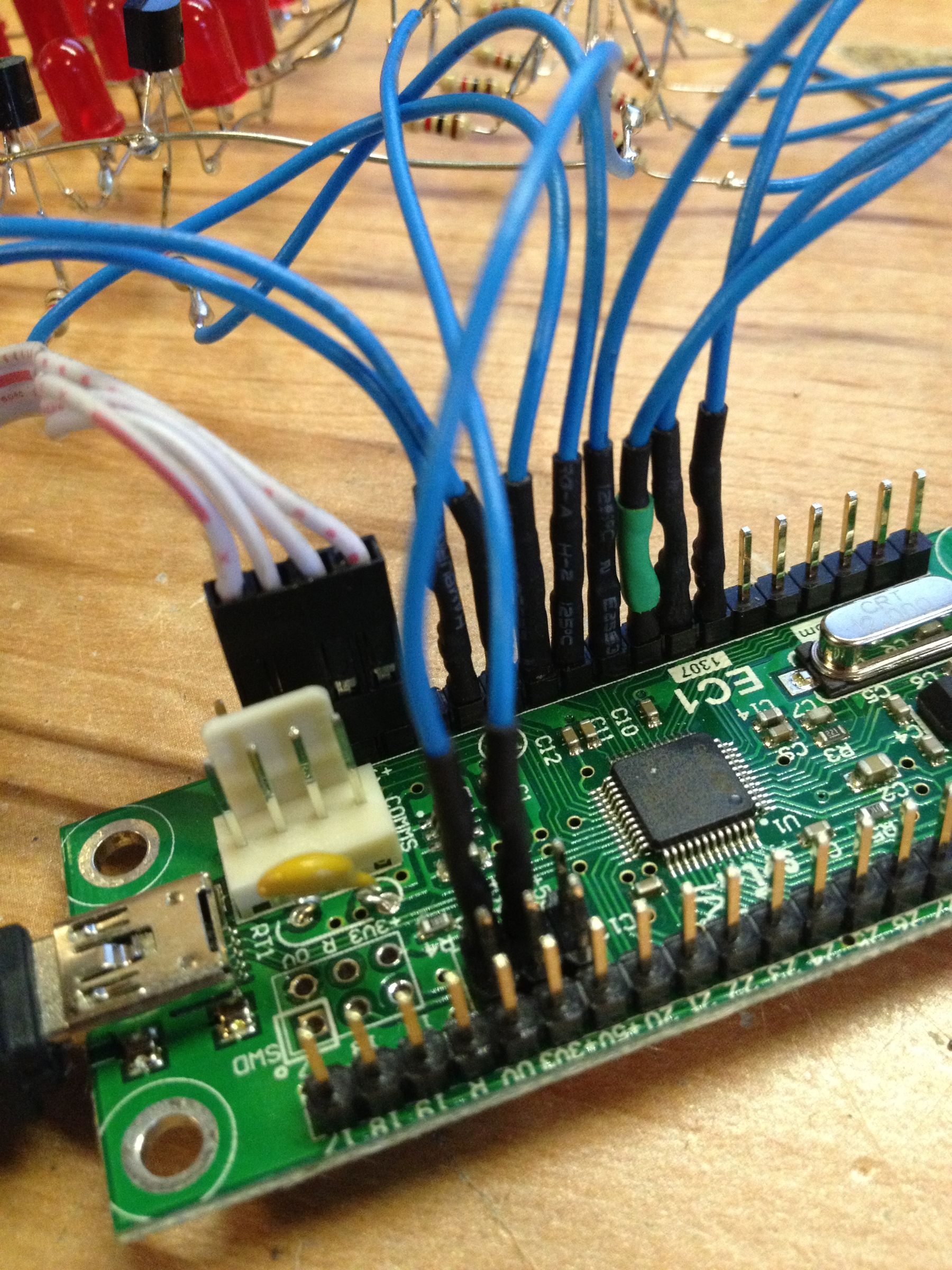 Bluetooth Controlled 4X4 Led Matrix Using a SPLat EC1 PLC : 10 Steps - Instructables