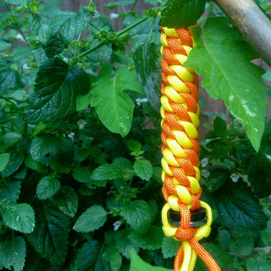 Paracord Cache Keychain! : 6 Steps (with Pictures) - Instructables