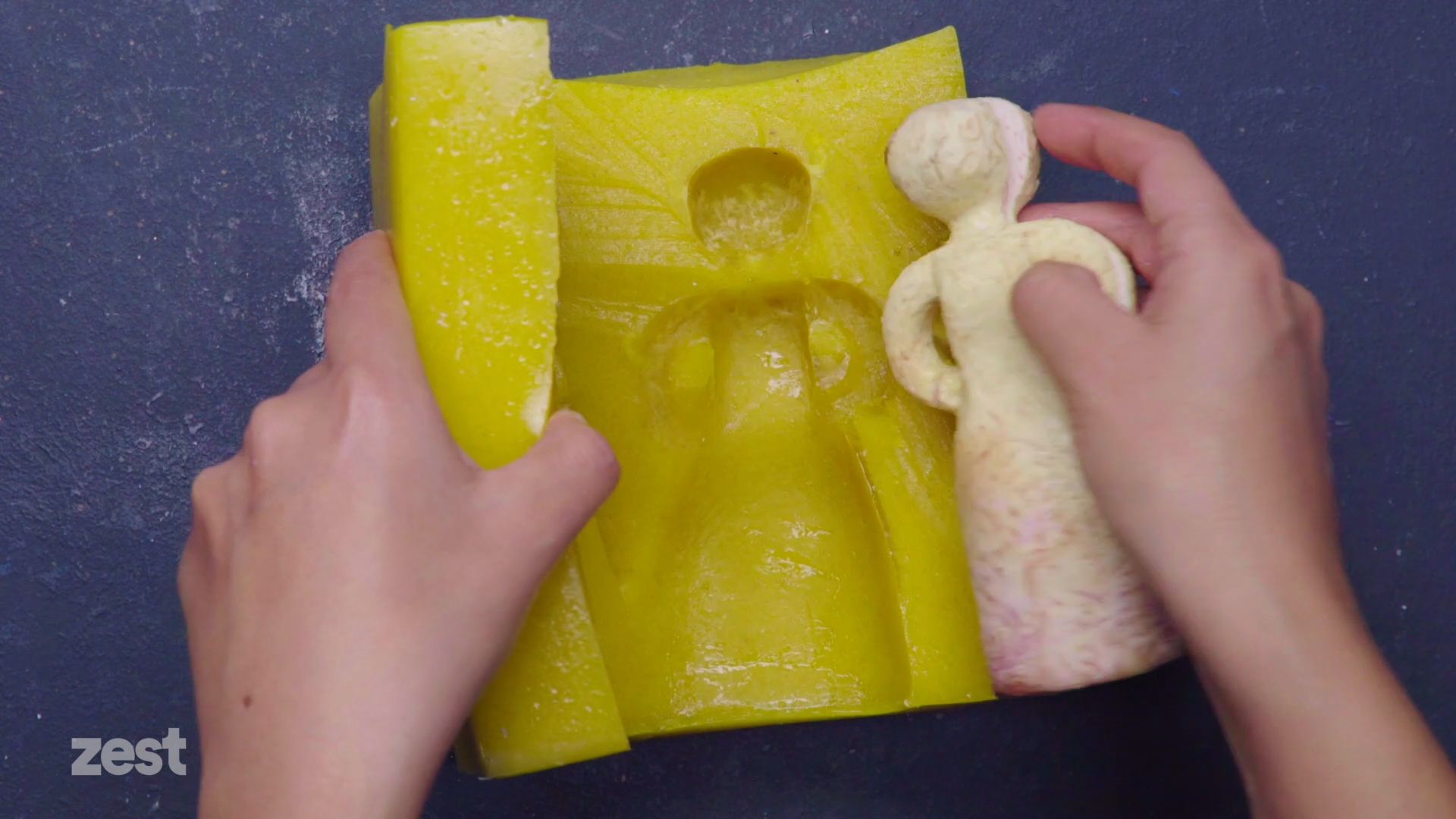 Custom Edible Doll From a Gelatin Mold | Moulid Doll : 9 Steps (with ...