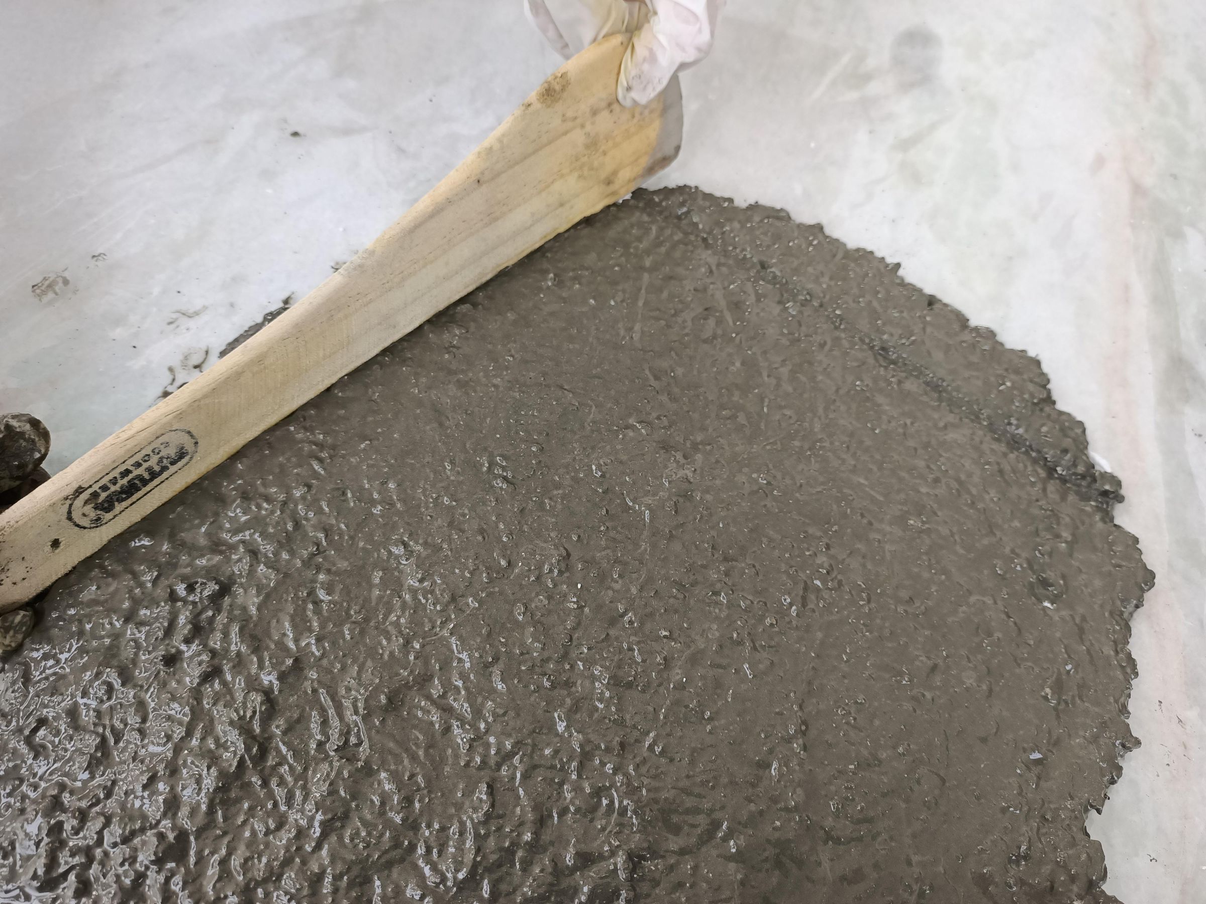 DIY Textured Cement-Styrofoam Planter : 12 Steps (with Pictures ...