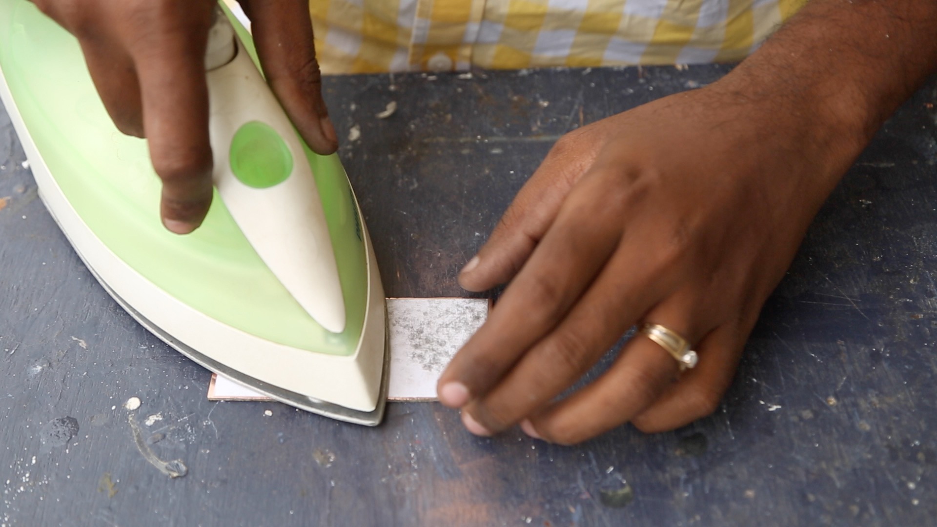 PCB Etching Using Toner Transfer Method : 9 Steps (with Pictures ...