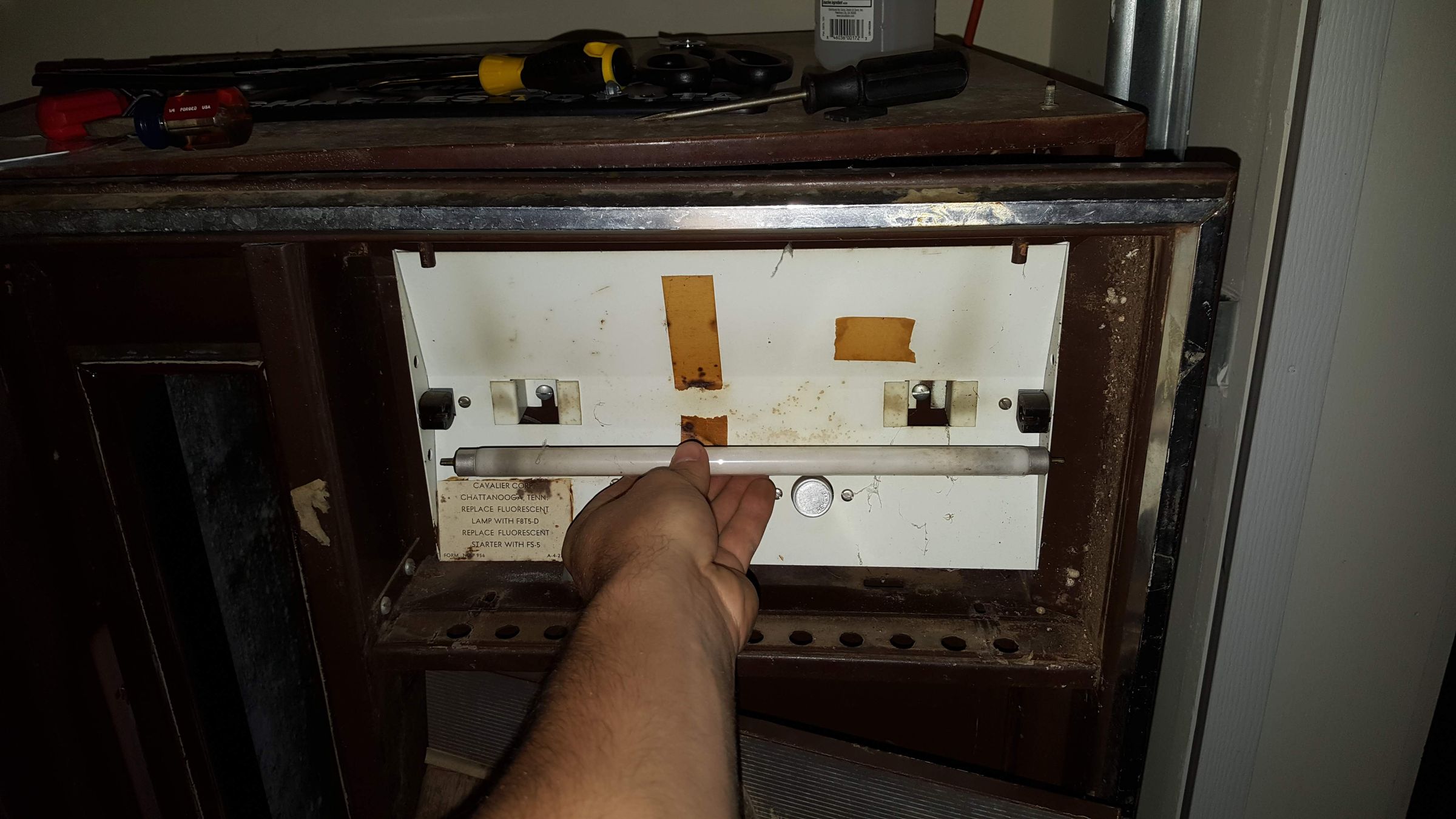 Restoring a 1960's Coke Machine! : 9 Steps (with Pictures) - Instructables