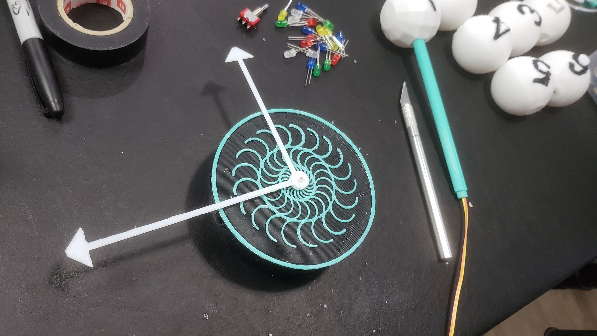 3D Printed Wall Clock With Kinetic Art and LEDs : 10 Steps (with ...